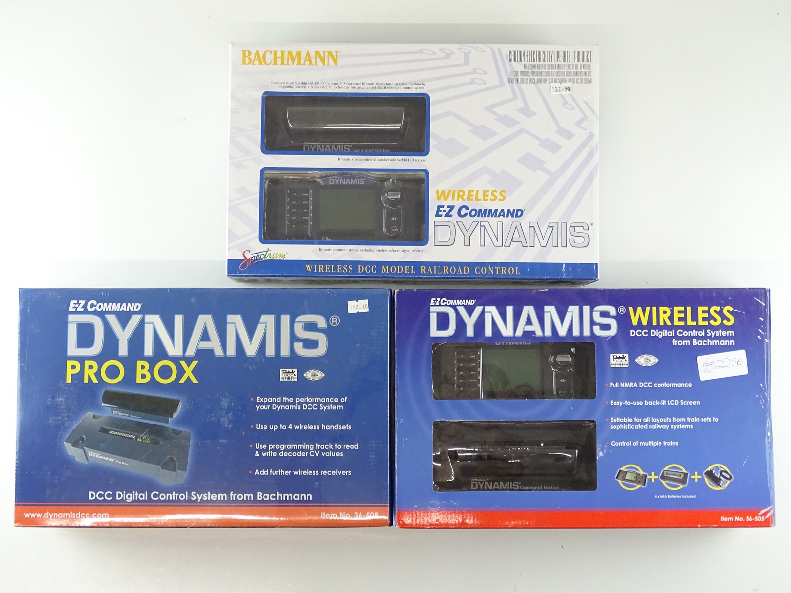 Lot 258 - A group of BACHMANN DYNAMIS wireless DCC