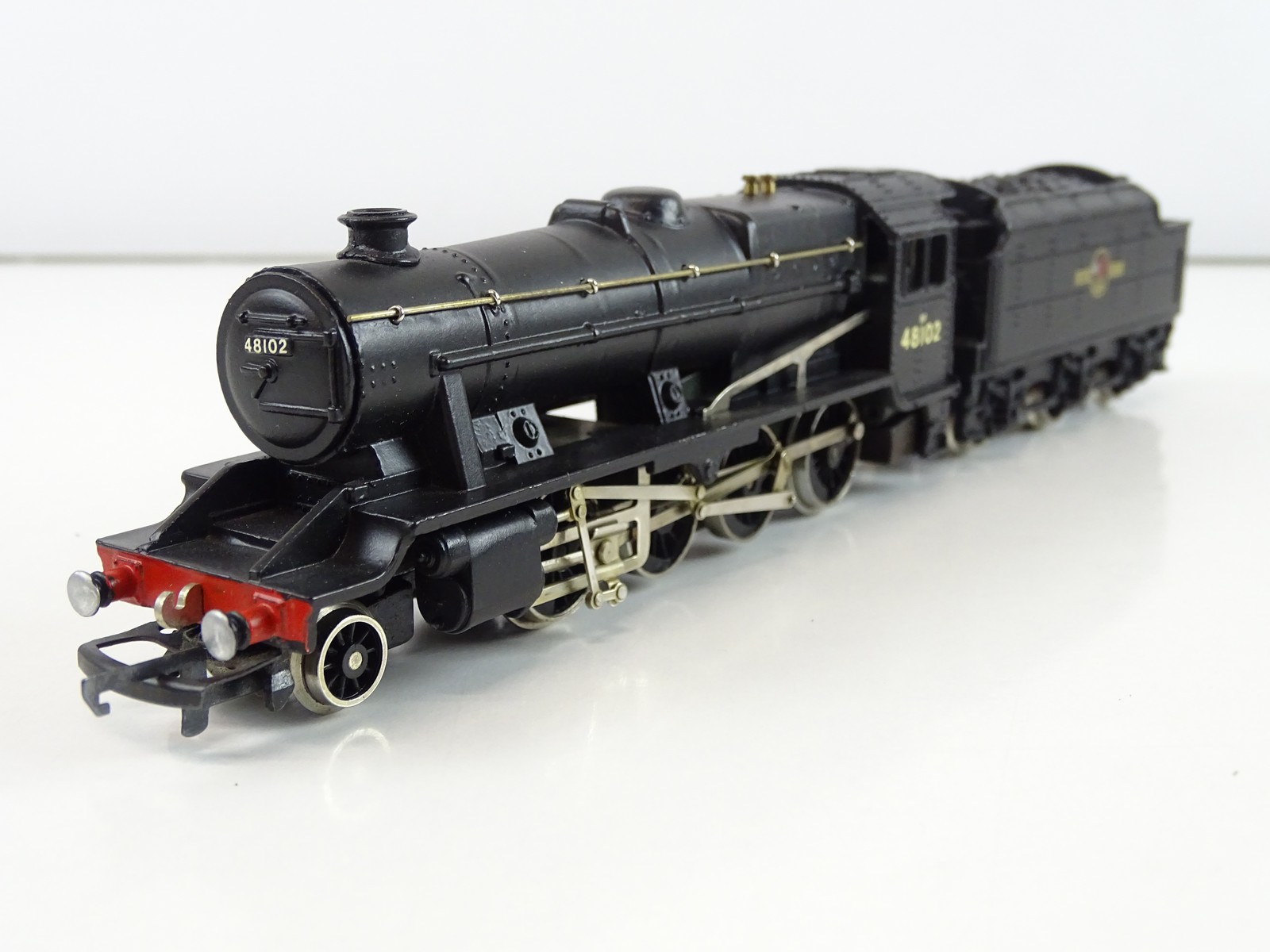 Lot 386 - A WRENN OO Gauge W2409 Class 8F steam