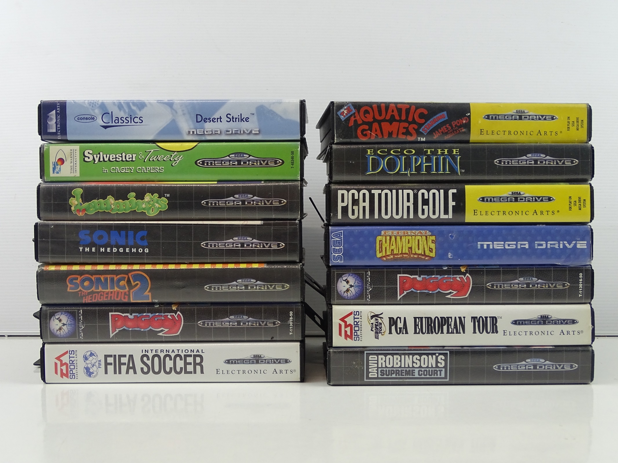 Lot 21 - Sega Mega Drive games in cases including