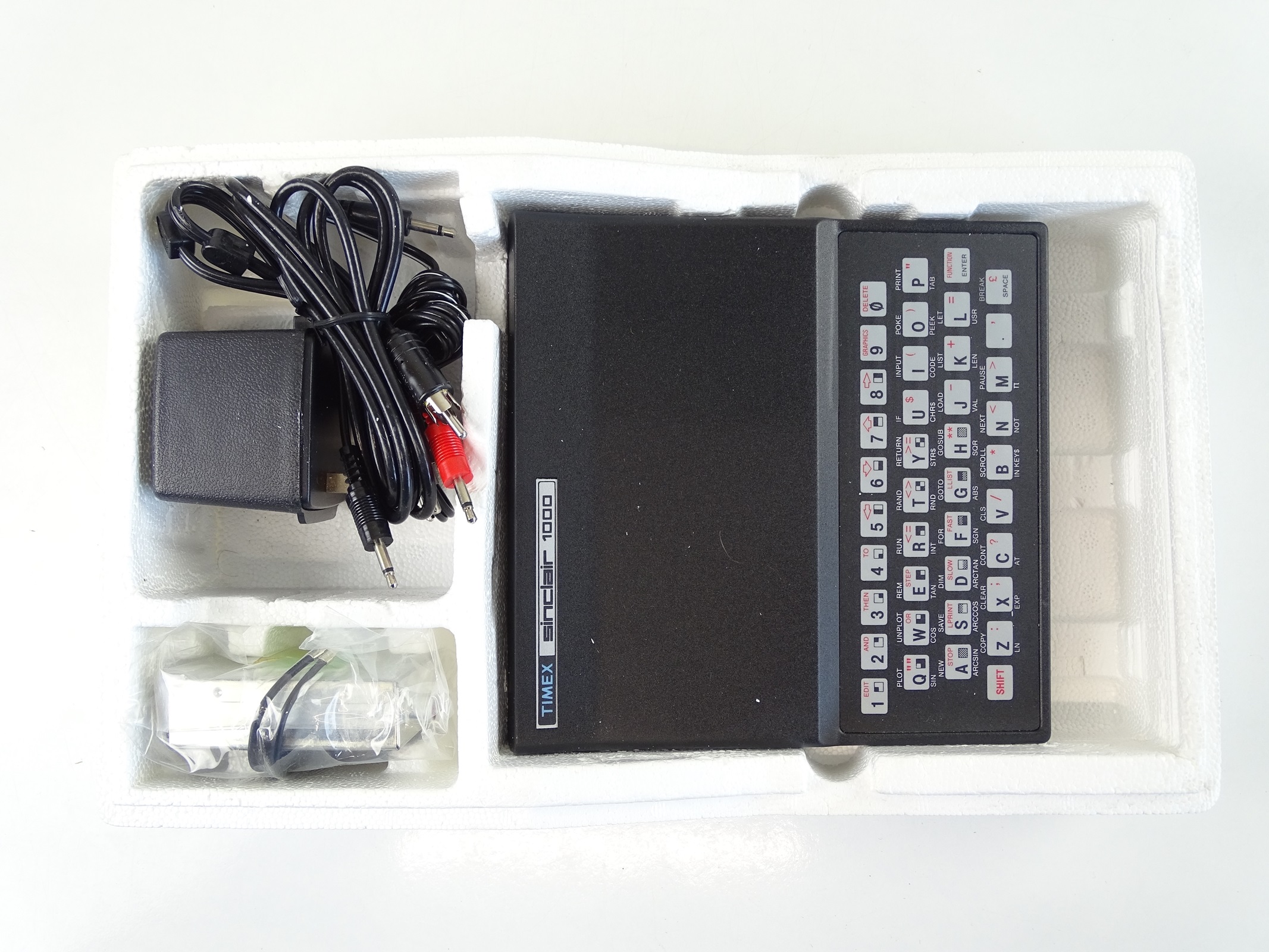 Lot 106 - Timex Sinclair 1000 Personal Computer - this