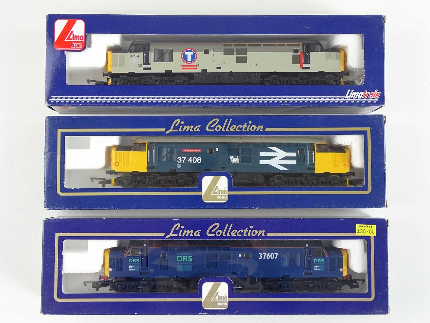 Lot 355 - A group of LIMA OO Gauge class 37 diesel