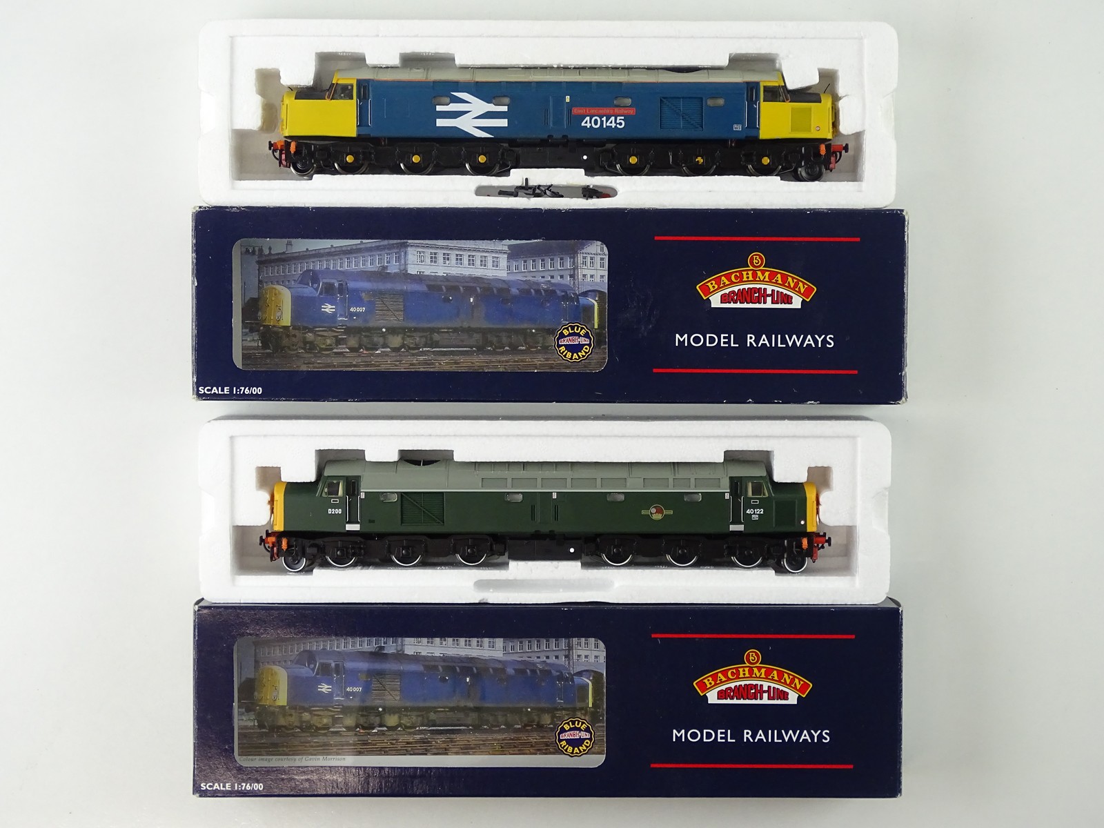 Lot 365 - A pair of BACHMANN OO Gauge class 40 limited