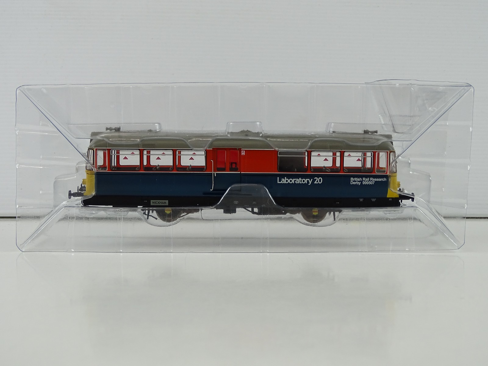 Lot 372 - A HELJAN OO Gauge 87101 limited edition