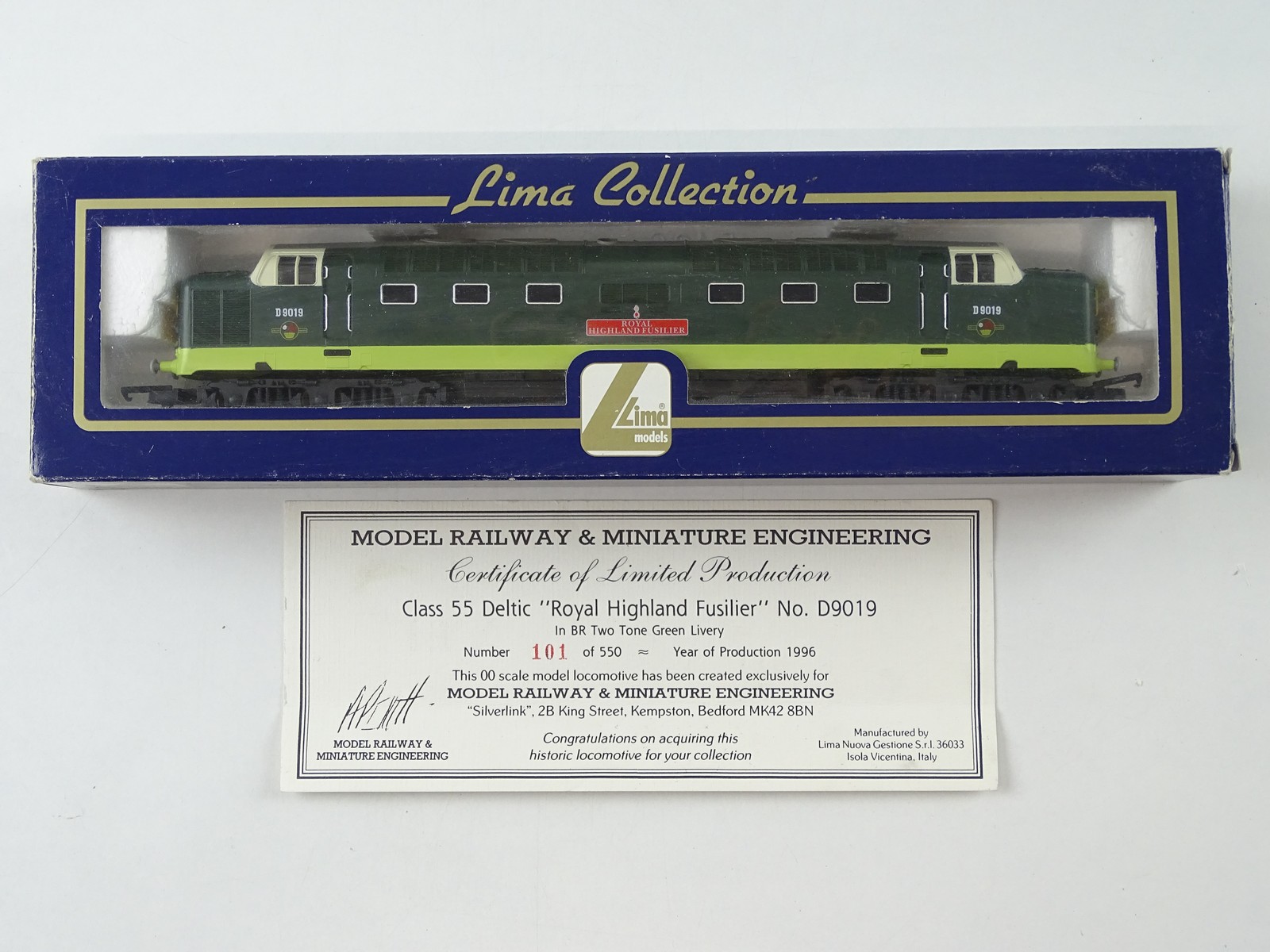 Lot 398 - A group of LIMA OO Gauge class 55 Deltic