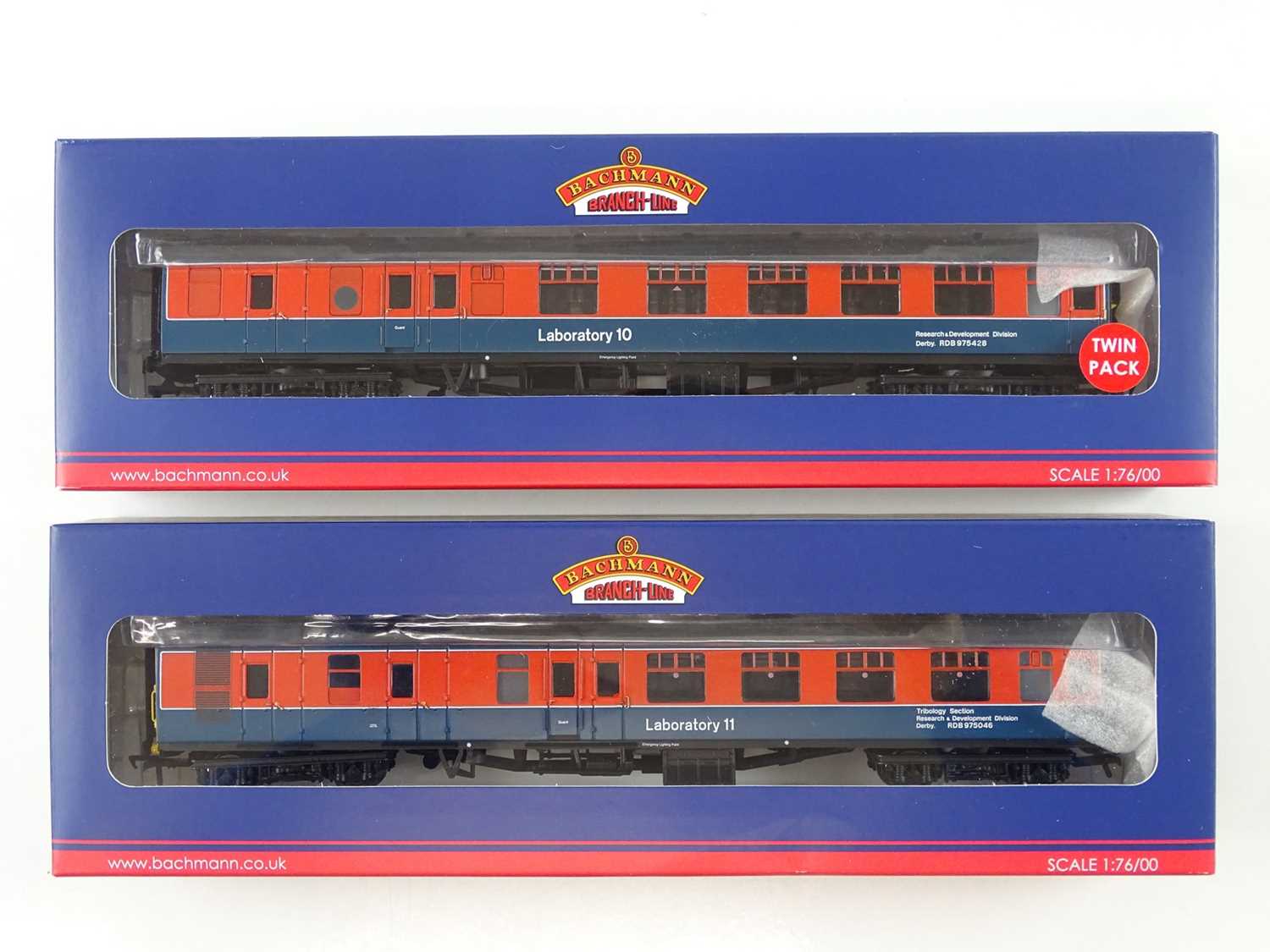 Lot 416 - A BACHMANN OO Gauge 39-001W Derby RTC twin