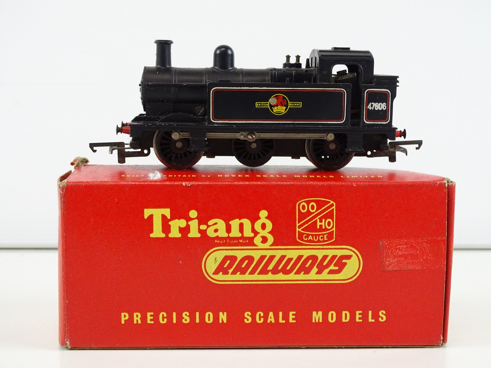 Lot 486 - A pair of TRI-ANG/HORNBY steam locomotives