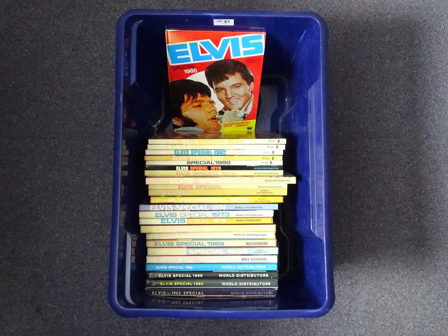 Lot 321 - ELVIS - Elvis special album books complete