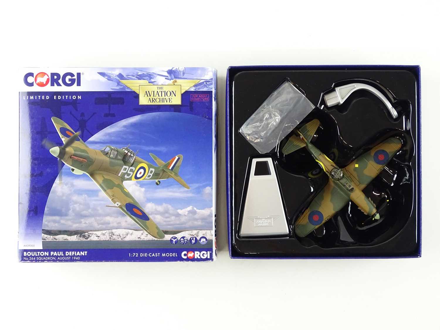 Lot 105 - A group of CORGI Aviation Archive 1:72 scale
