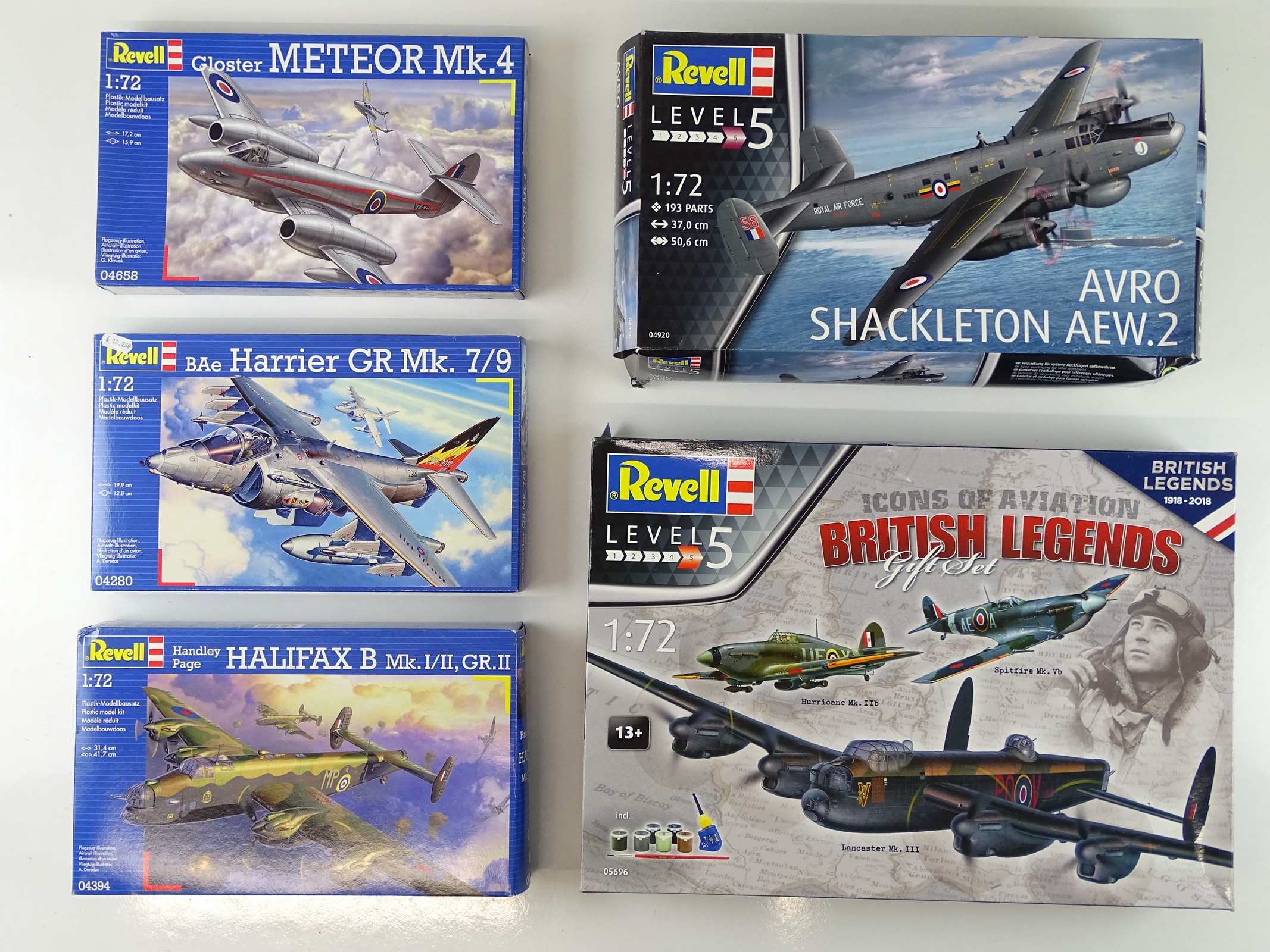 Lot 126 - A group of REVELL 1:72 scale unbuilt