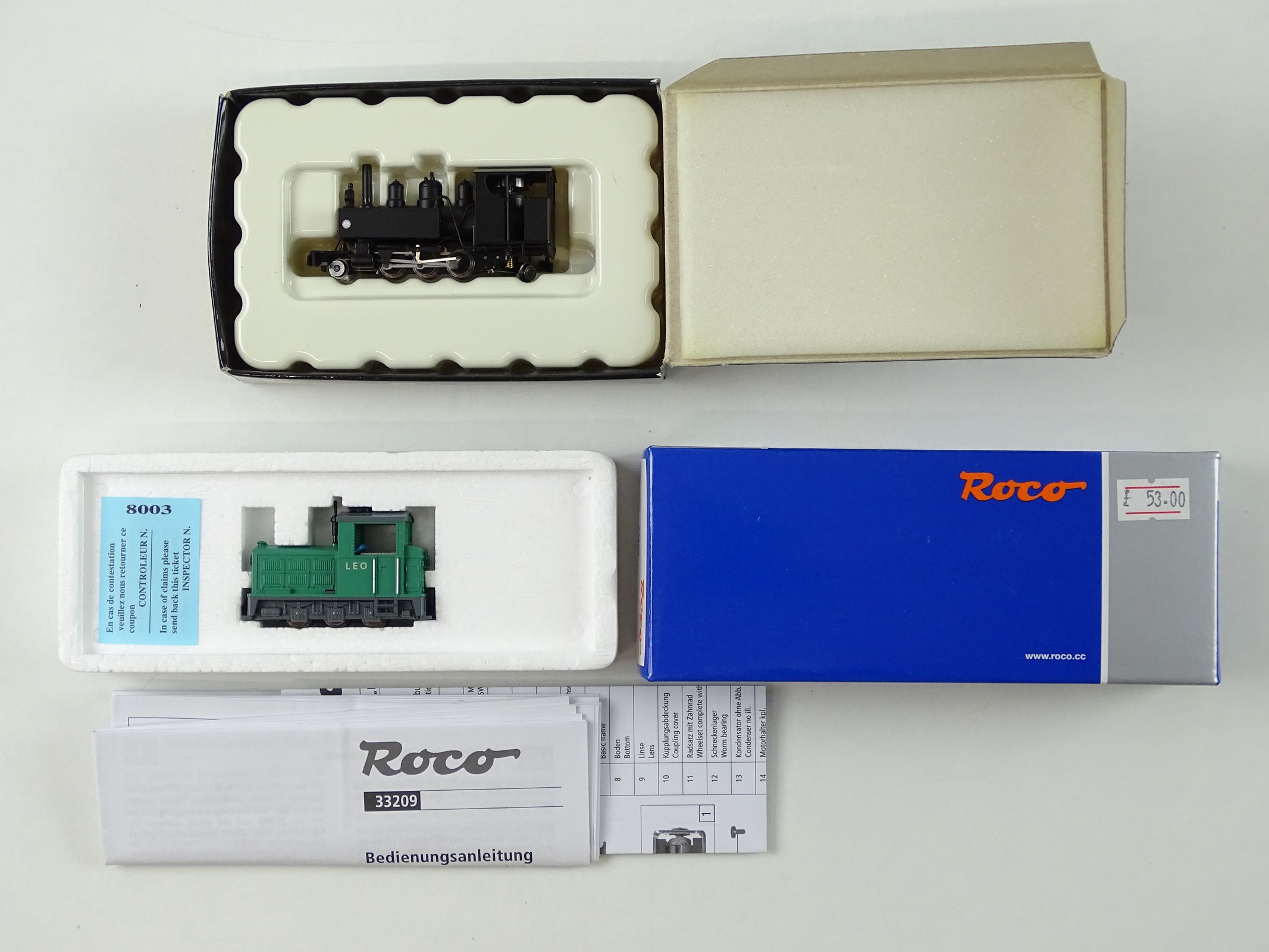 Lot 174 - A ROCO HOe/009 diesel locomotive together