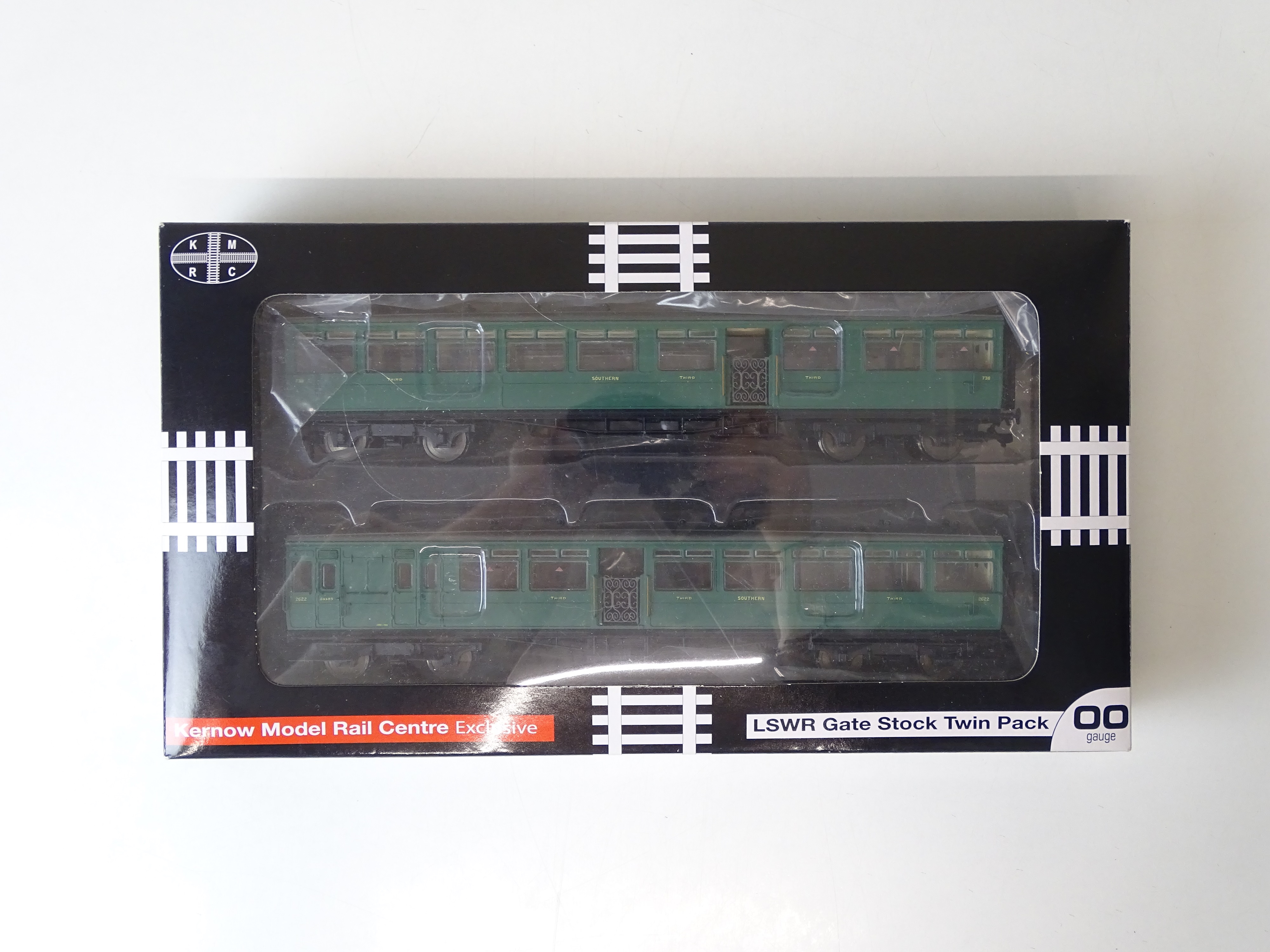 Lot 267 - A KERNOW MODEL RAIL CENTRE twin LSWR Gate