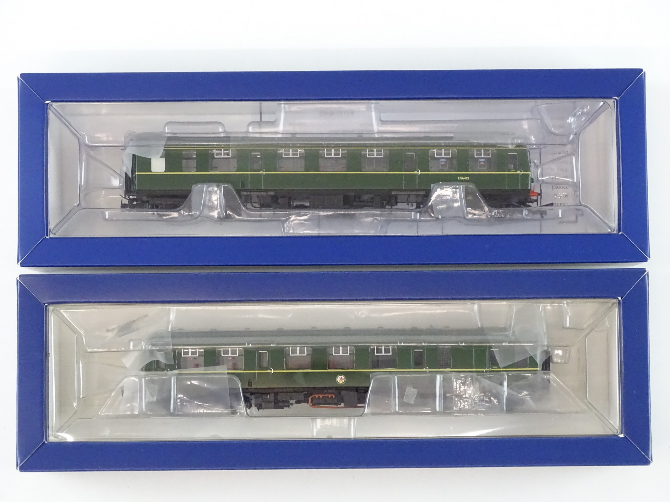Lot 407 - A BACHMANN OO gauge 31-326 Class 105 2-car