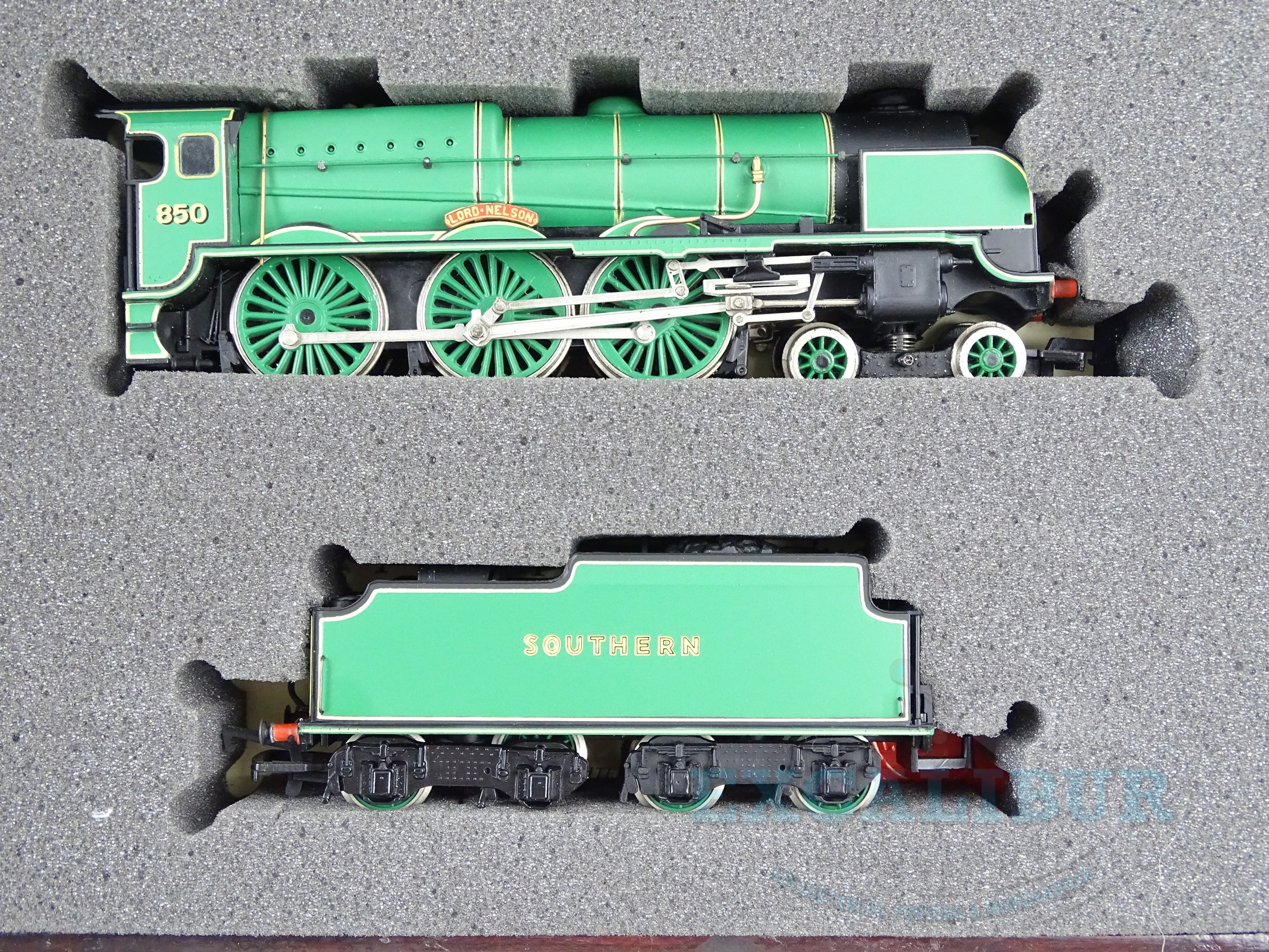 Lot 341 - A BACHMANN OO gauge 31-400 Lord Nelson class