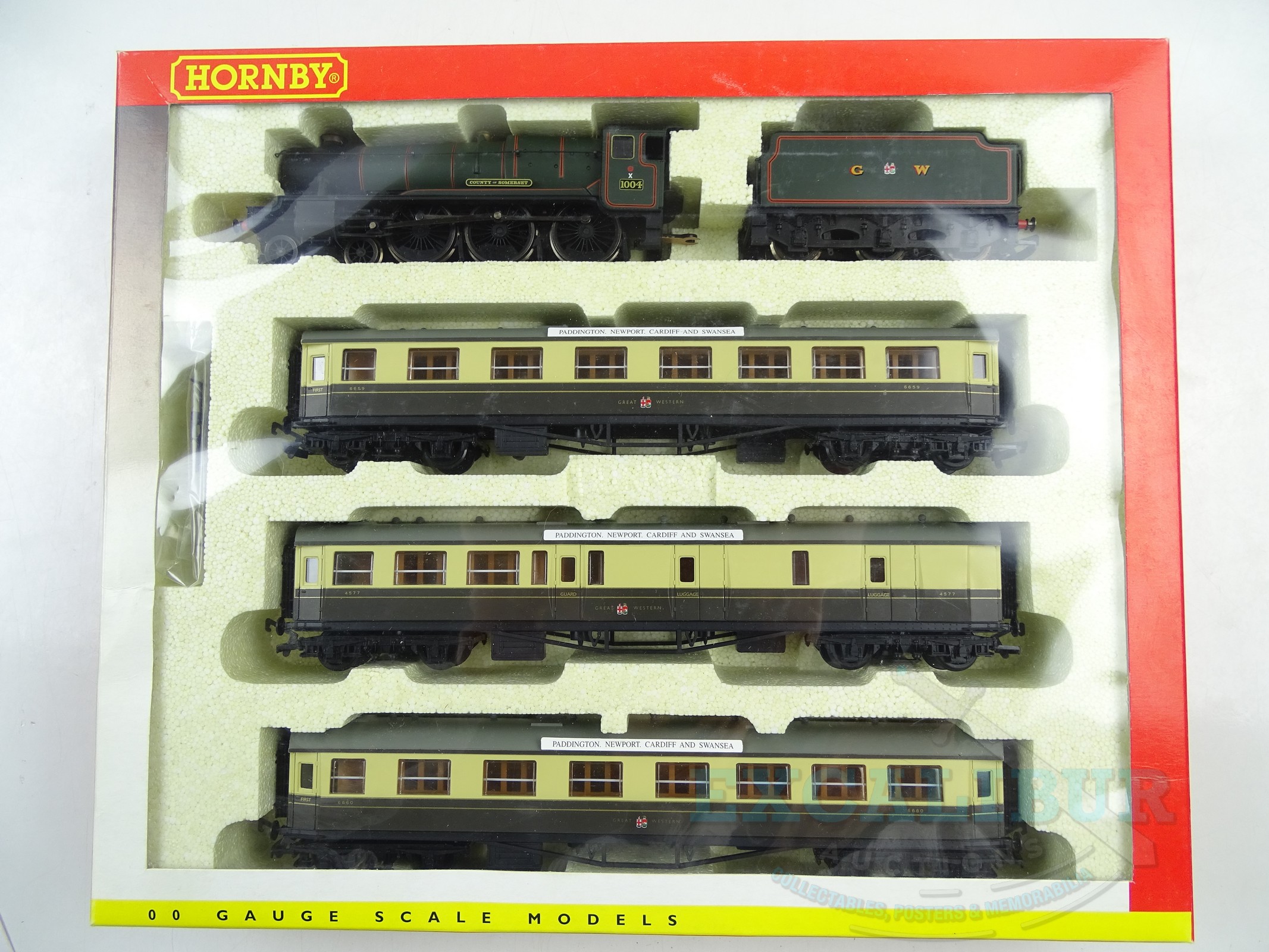 Lot 342 - A HORNBY OO gauge R2025 GWR Express train