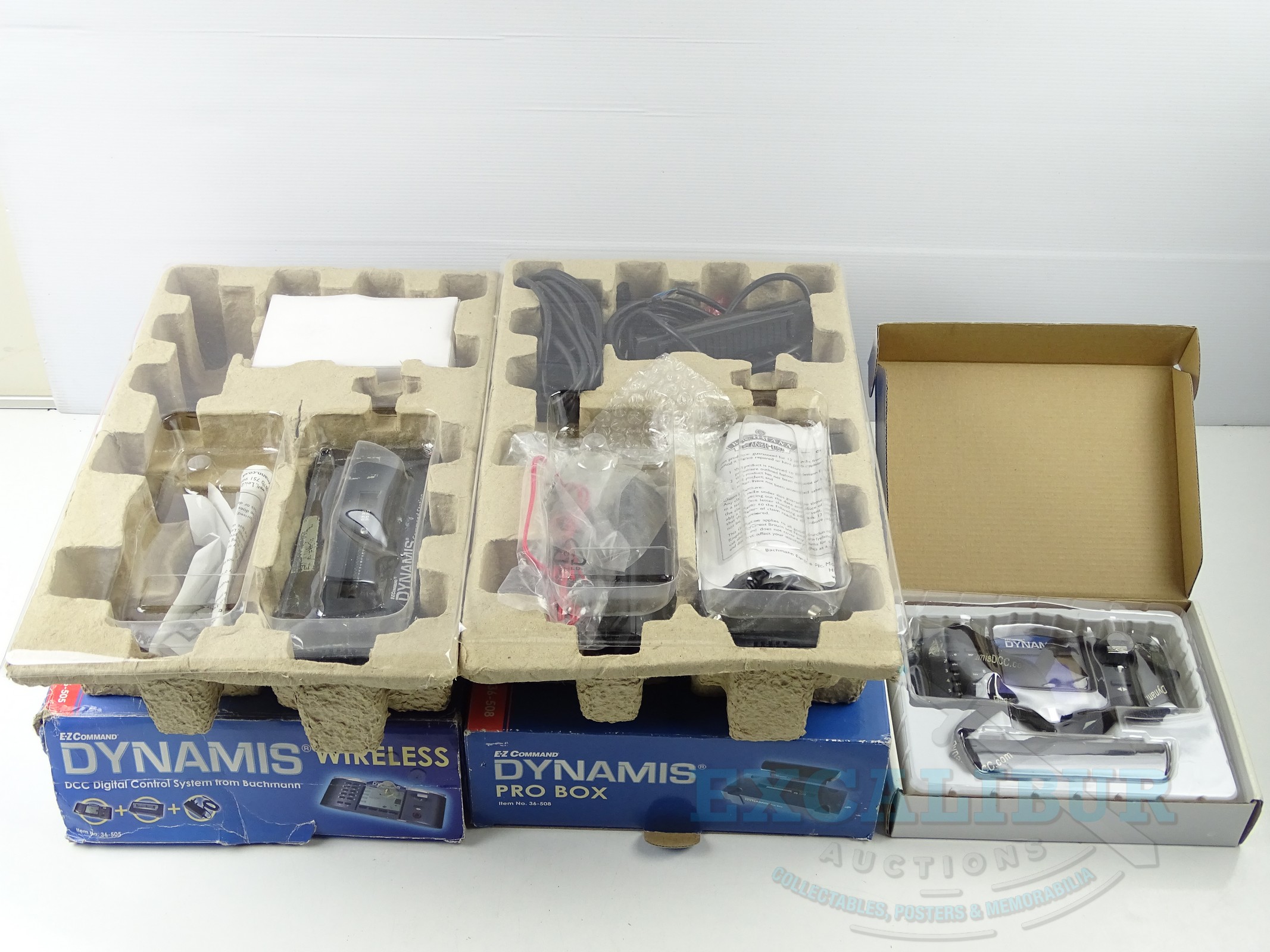 Lot 433 - A BACHMANN Dynamis DCC model railway control