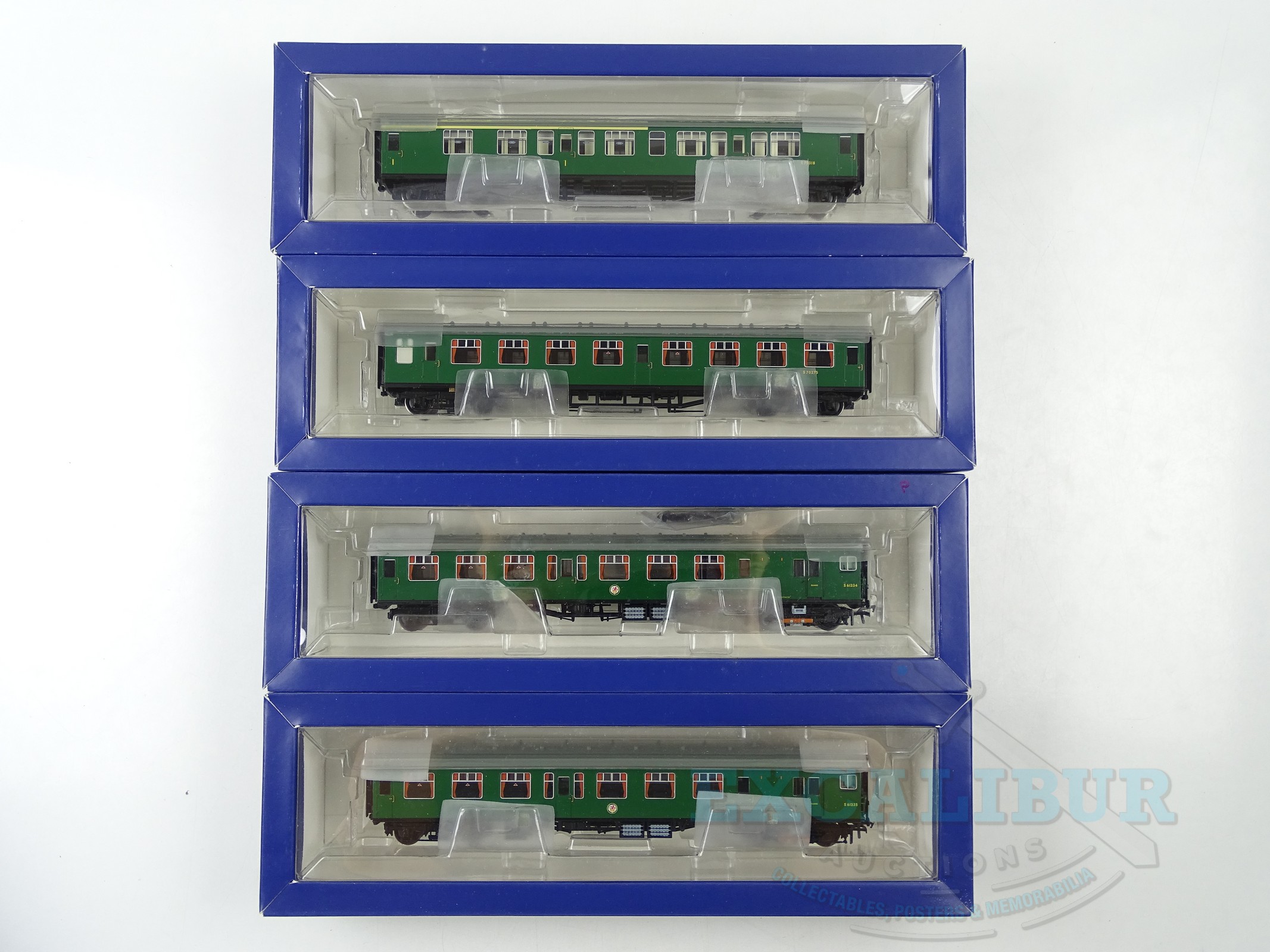 Lot 553 - A BACHMANN OO gauge 31-426 4CEP EMU in BR(S)