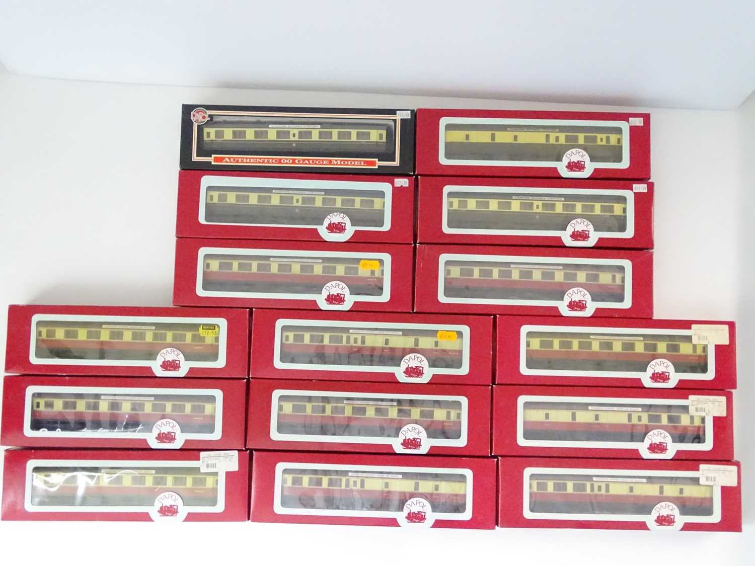 Lot 343 - A group of DAPOL OO gauge GWR/ex-GWR
