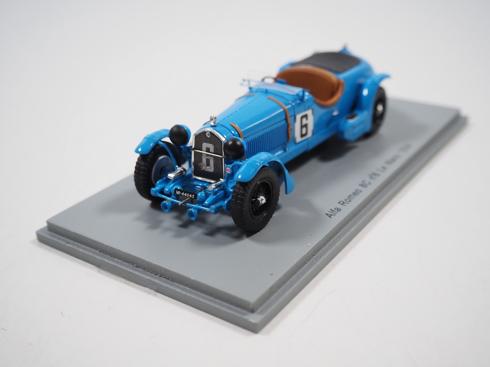 Lot 433 - A 1:43 scale SPARK (MINIMAX) hand built