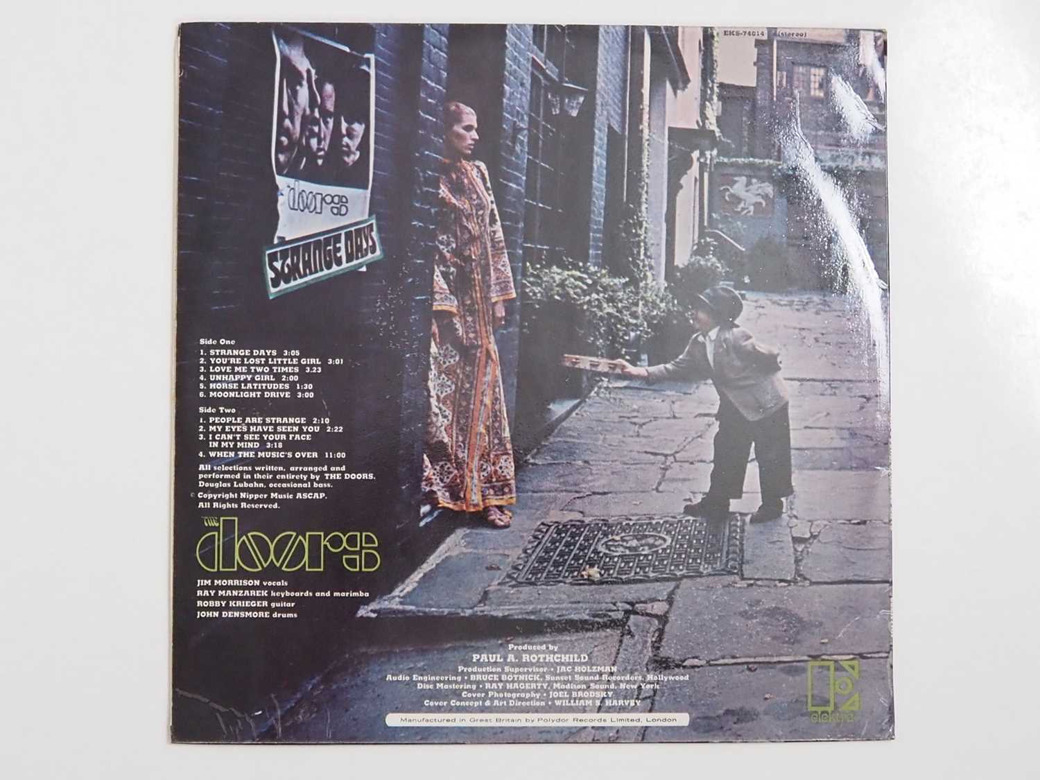 Lot 442 - THE DOORS - STRANGE DAYS (1968) - first