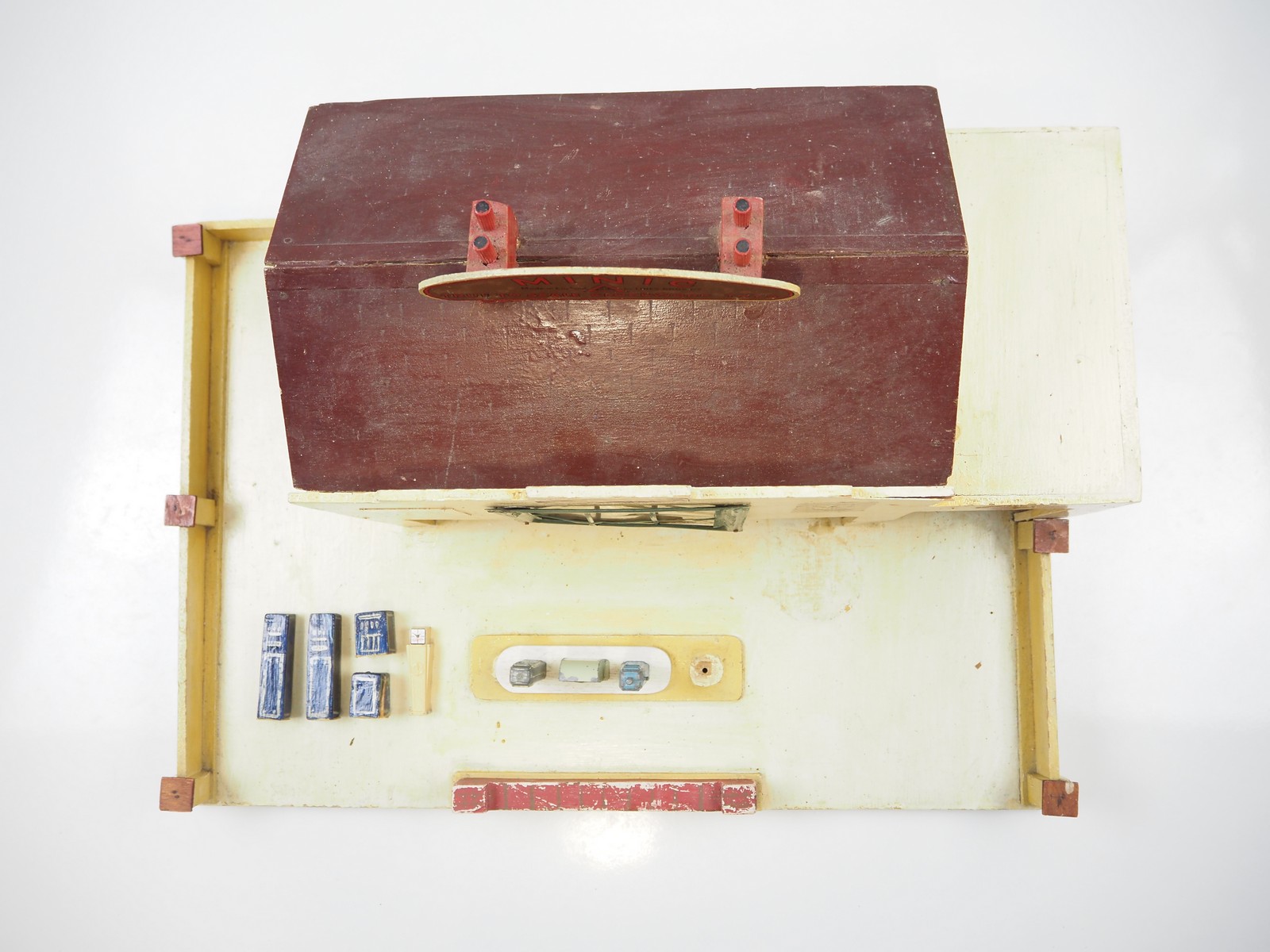 Lot 247 - A TRI-ANG MINIC wooden No.4 garage in good