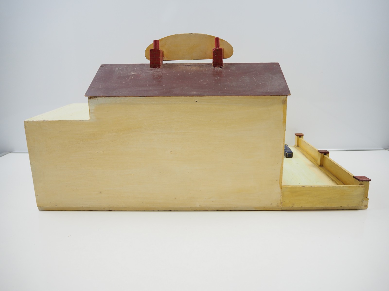 Lot 247 - A TRI-ANG MINIC wooden No.4 garage in good