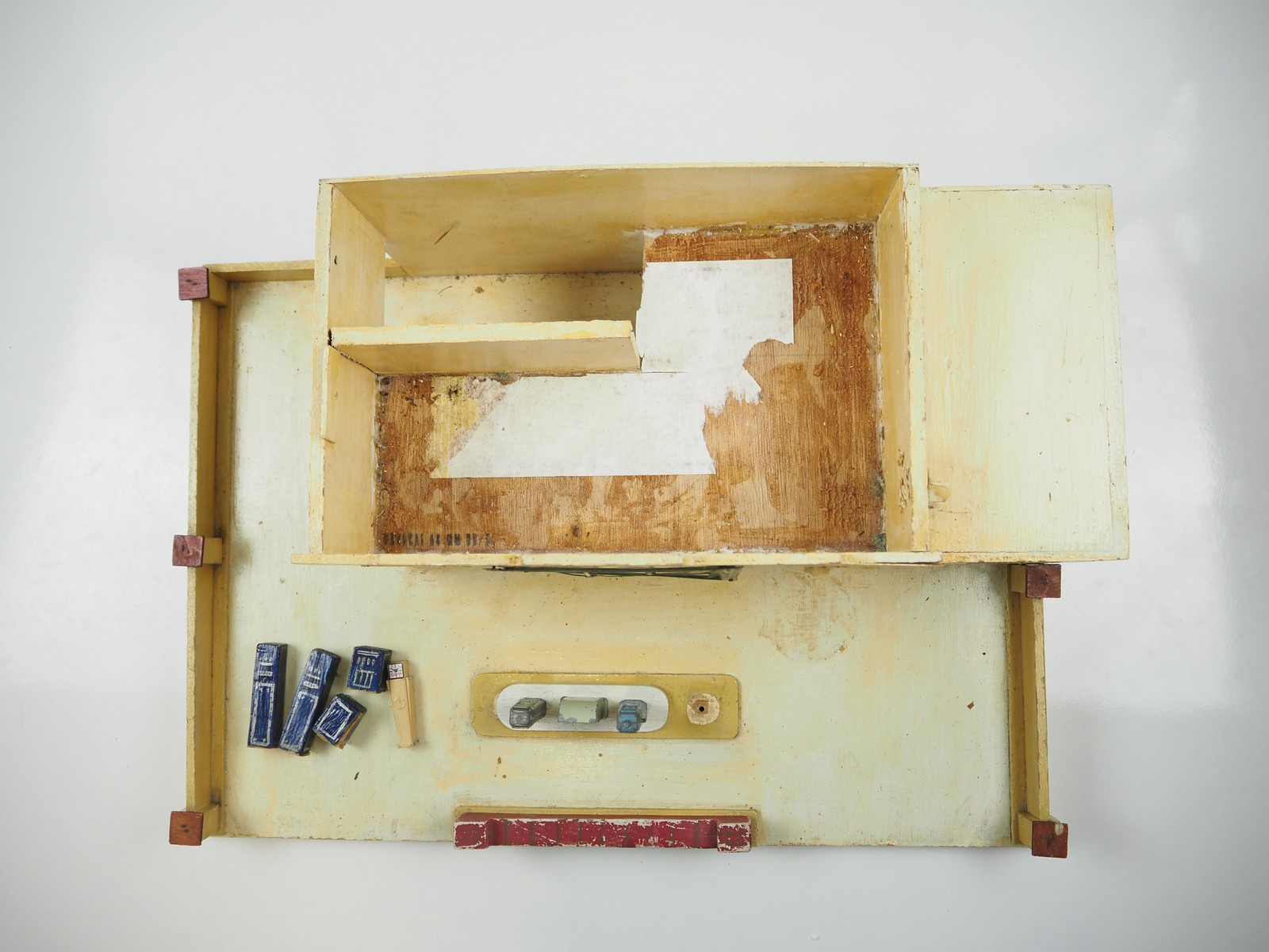 Lot 247 - A TRI-ANG MINIC wooden No.4 garage in good