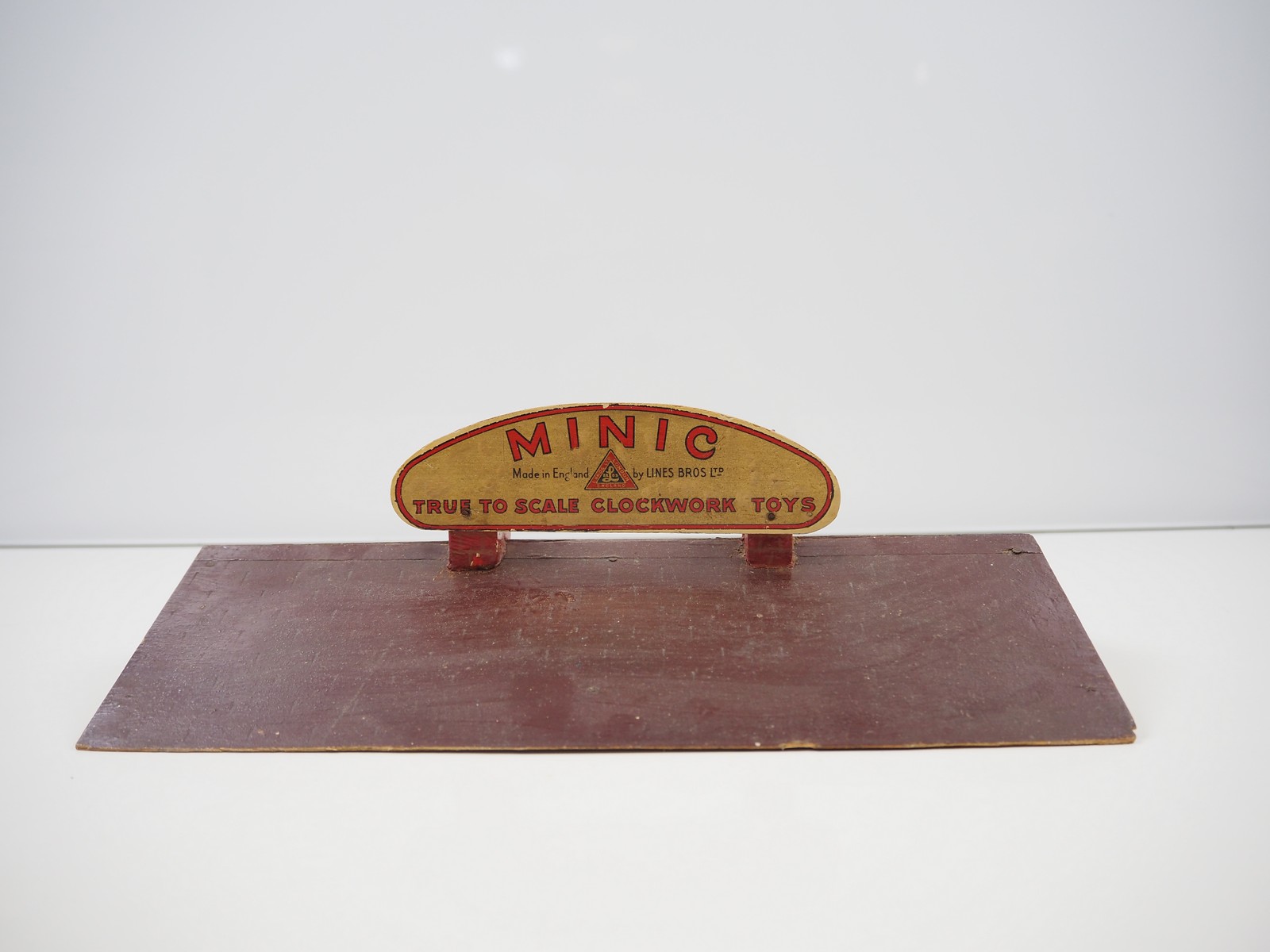 Lot 247 - A TRI-ANG MINIC wooden No.4 garage in good