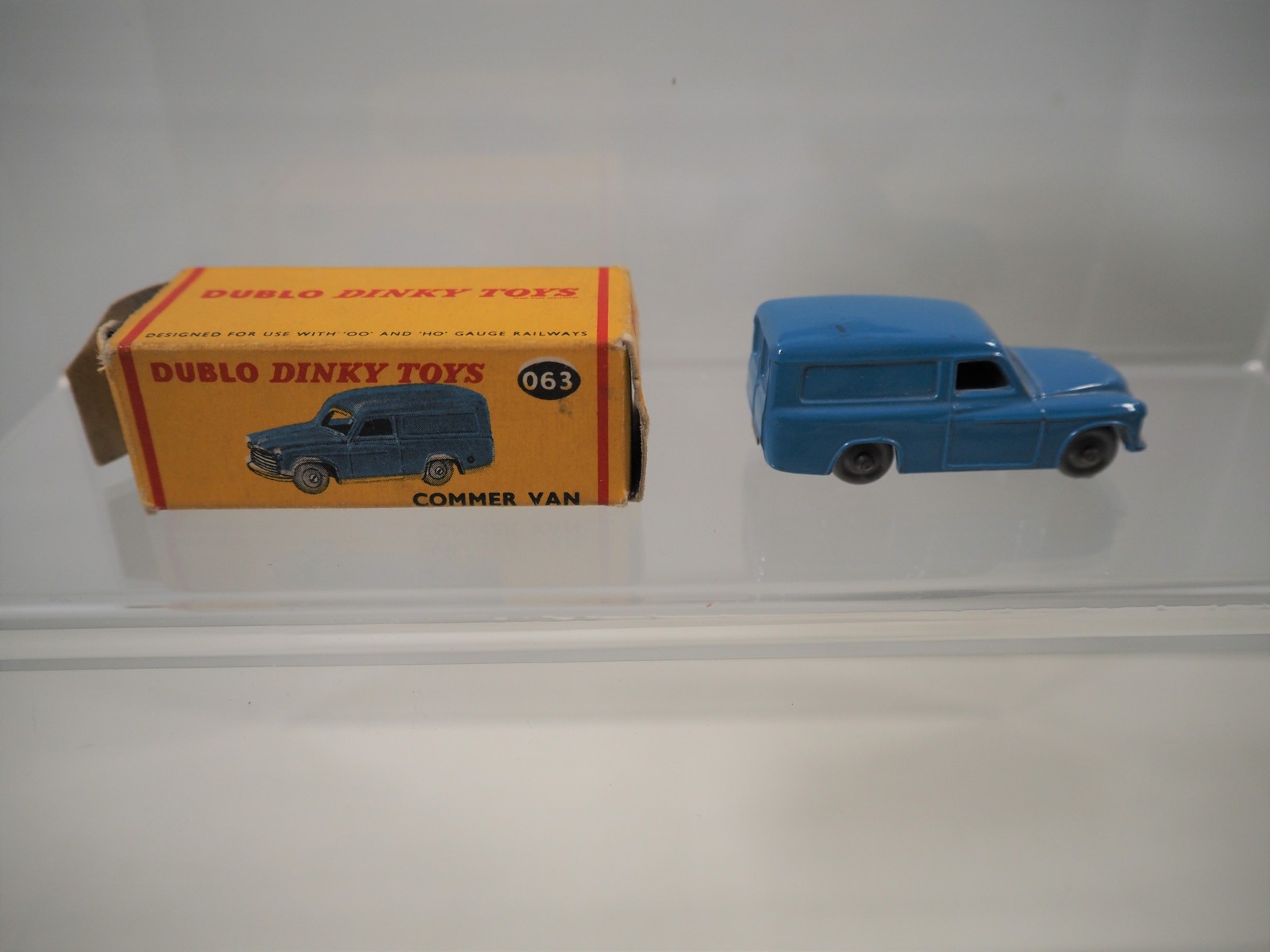 Lot 6 - A group of DUBLO DINKY vans/lorries comprising