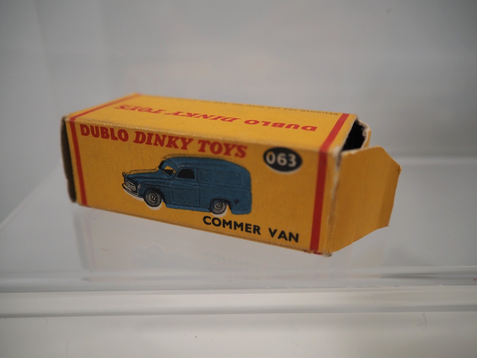 Lot 6 - A group of DUBLO DINKY vans/lorries comprising