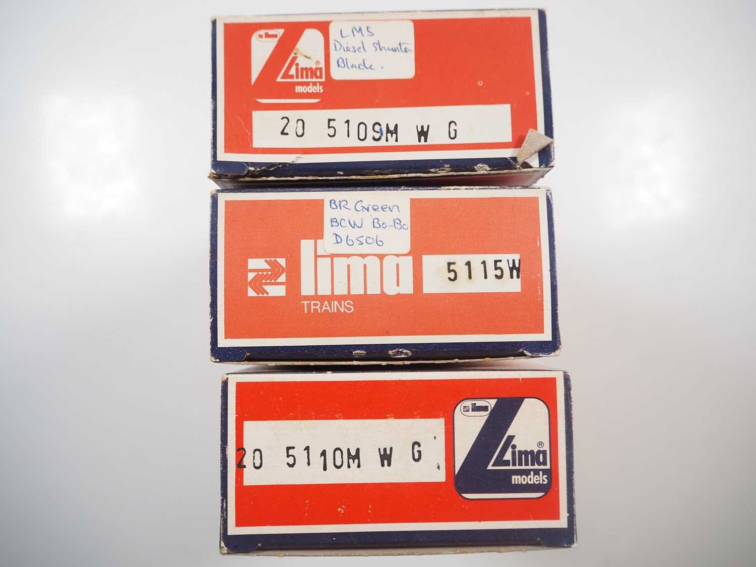Lot 660 - A group of LIMA OO gauge locomotives
