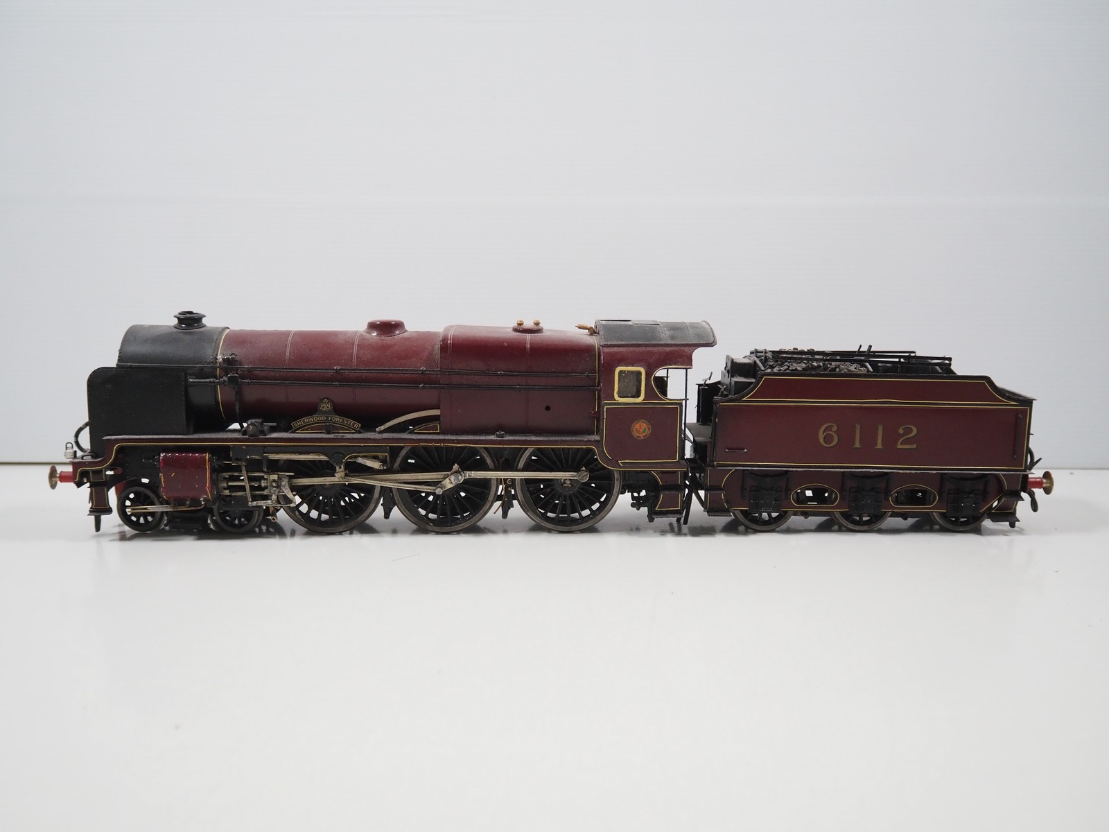 Lot 693 - A kitbuilt finescale O gauge 2-rail 12V DC