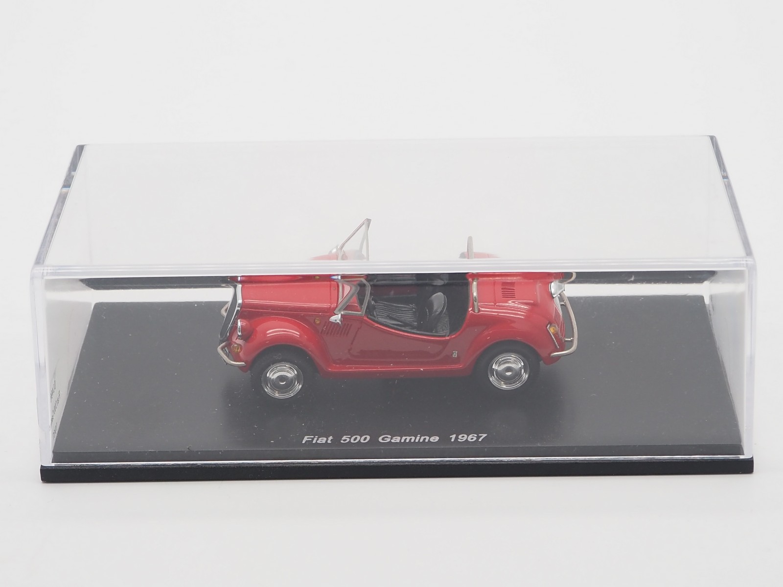 Lot 12 - A pair of hand built 1/43 scale resin models