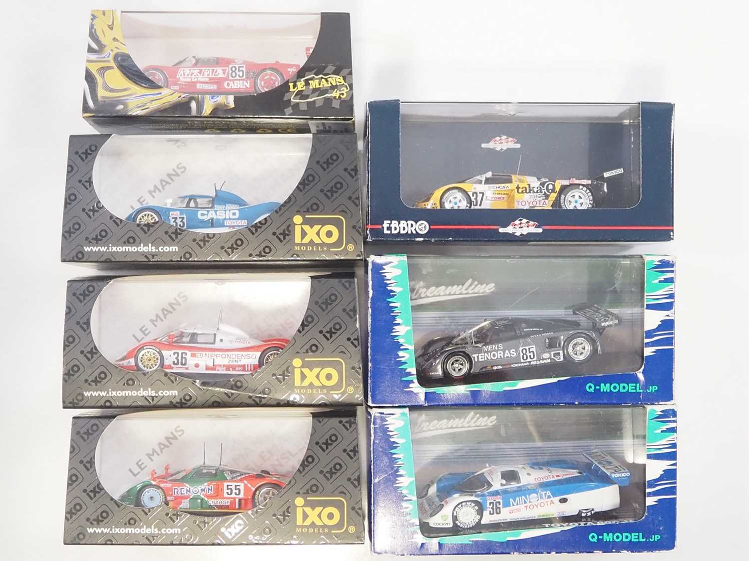 Lot 375 - A group of boxed 1:43 scale models by IXO,