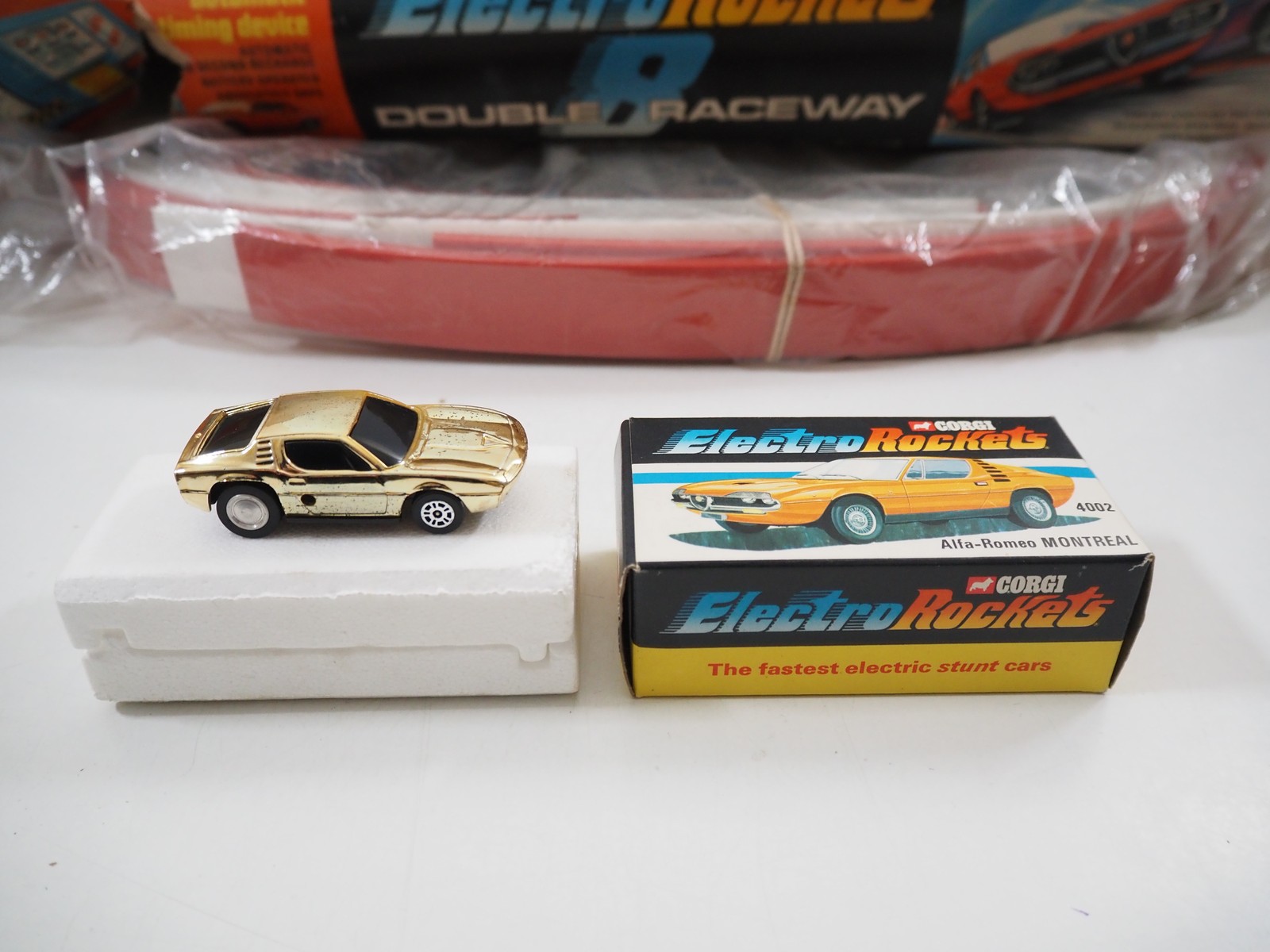 Lot 135 - A CORGI Rockets Electro-Rockets Double 8