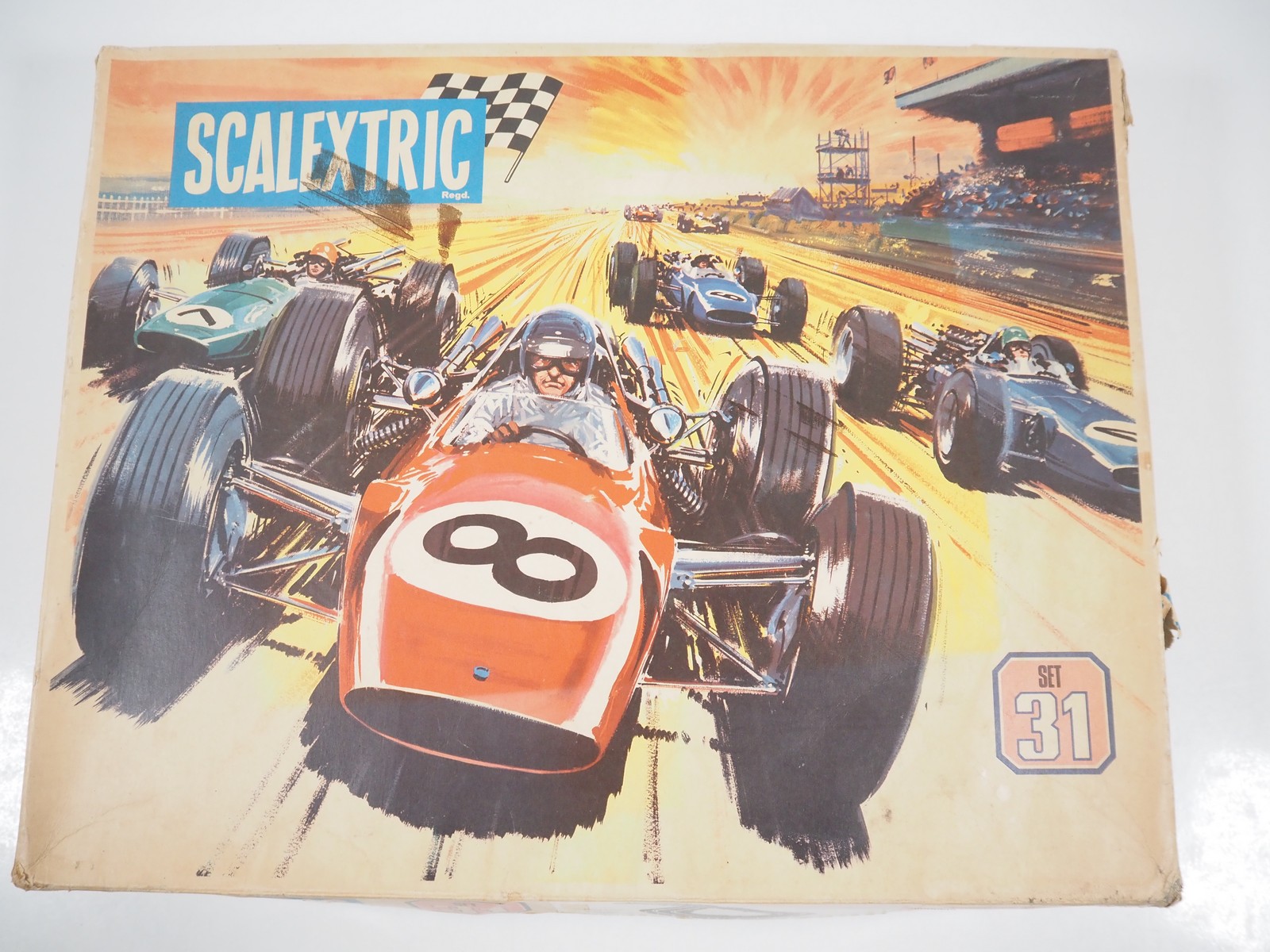 Lot 160 - A 1960s SCALEXTRIC Set 31, appears complete