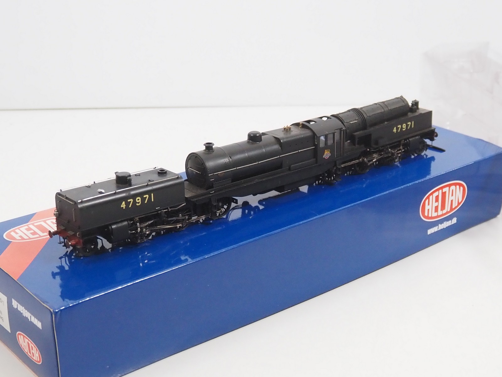 Lot 372 - A HELJAN OO gauge 266210 Beyer Garratt