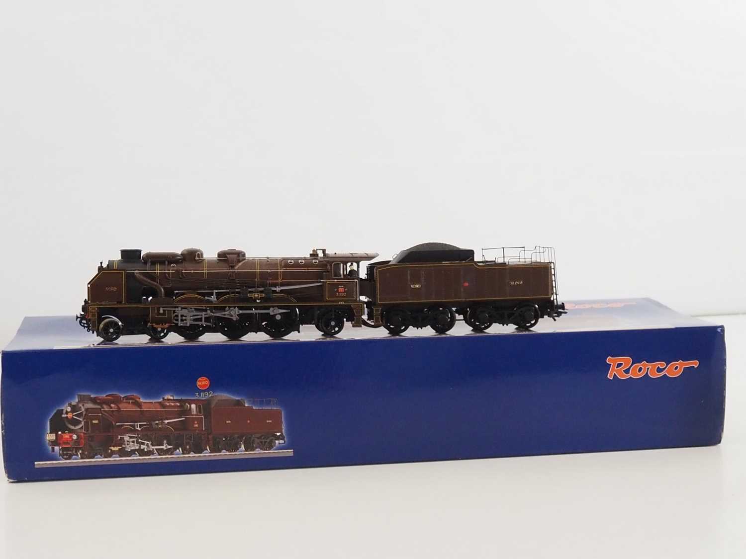 Lot 313 - A ROCO HO gauge French outline 62300