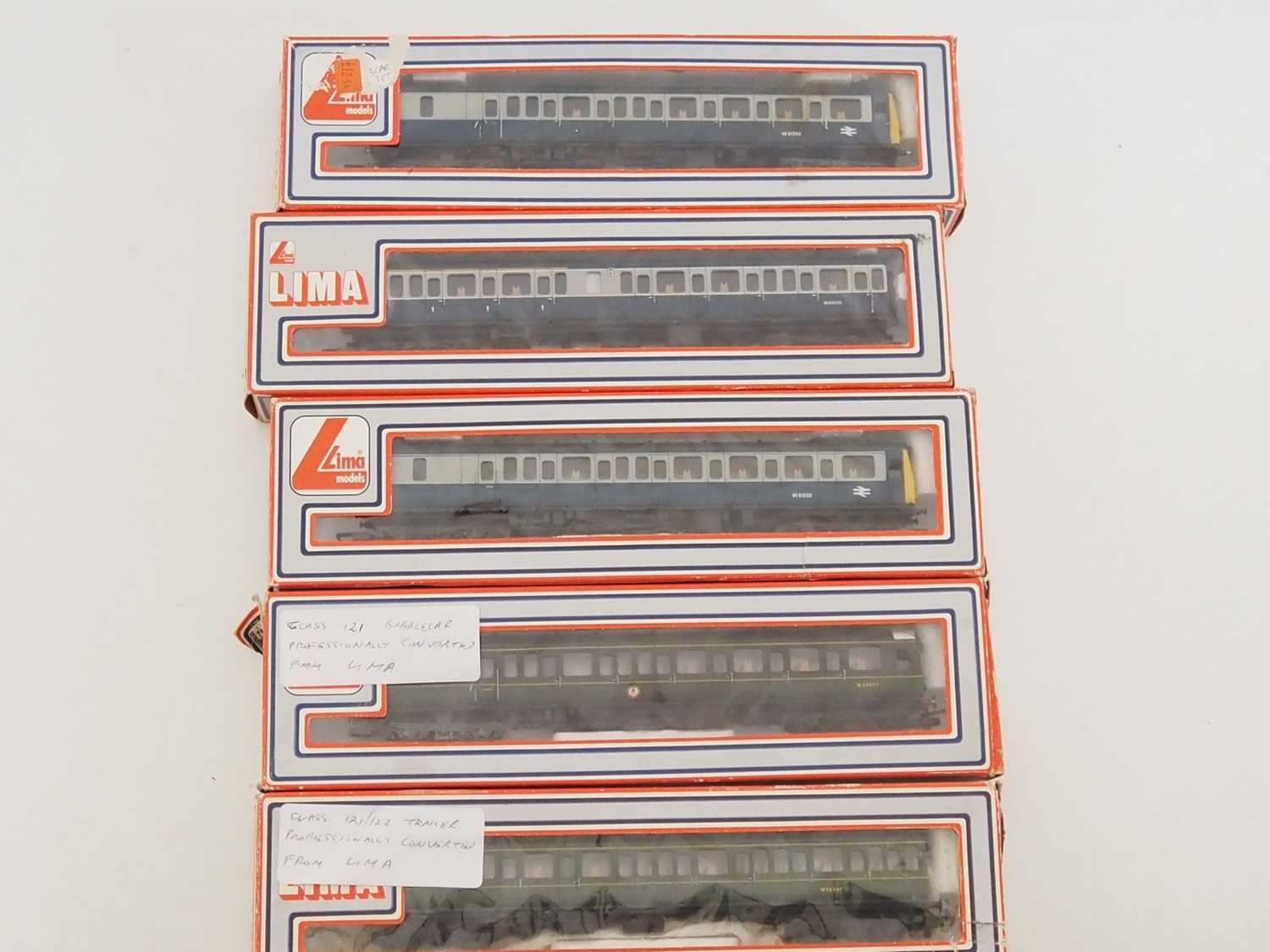 Lot 475 - A group of LIMA OO gauge diesel multiple
