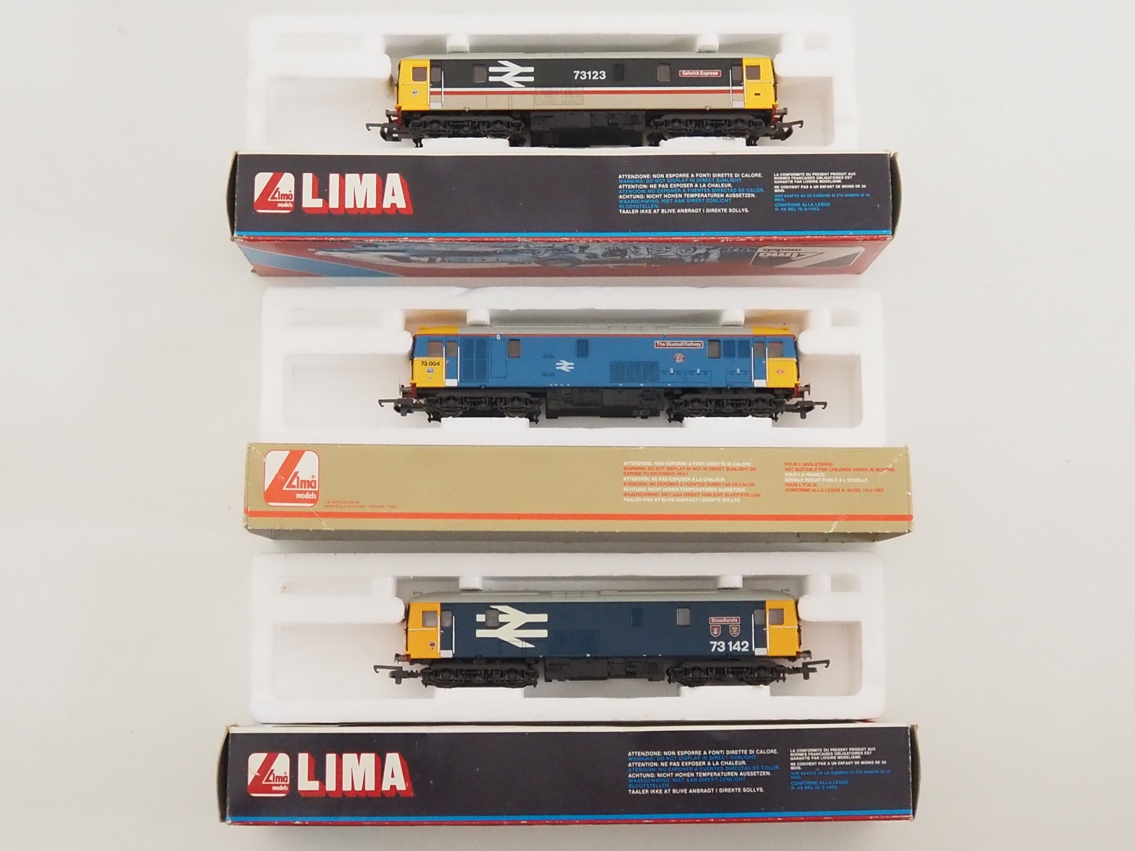 Lot 535 - A group of LIMA OO gauge class 73