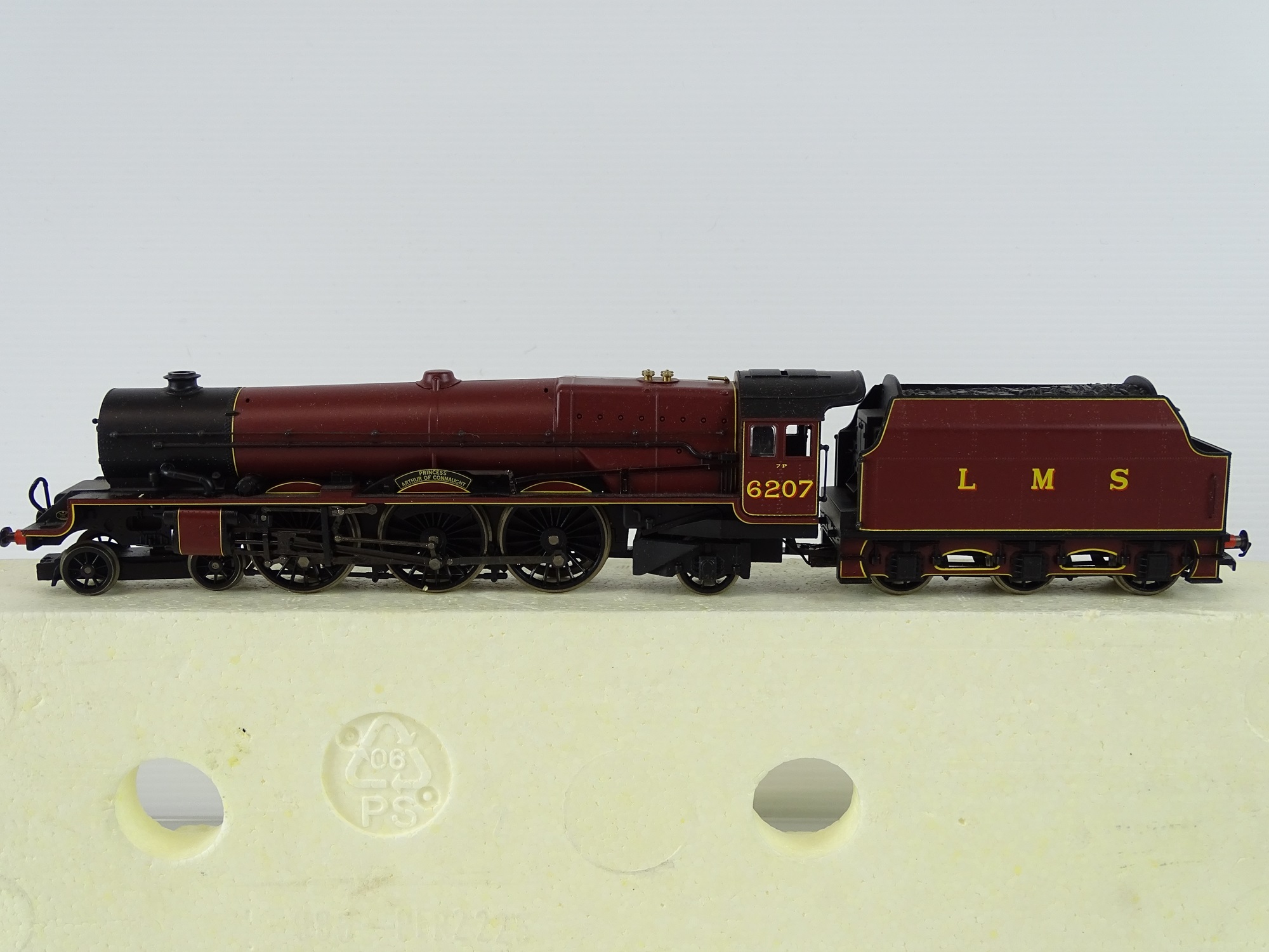 Lot 475 - A HORNBY R2225 Princess Class steam