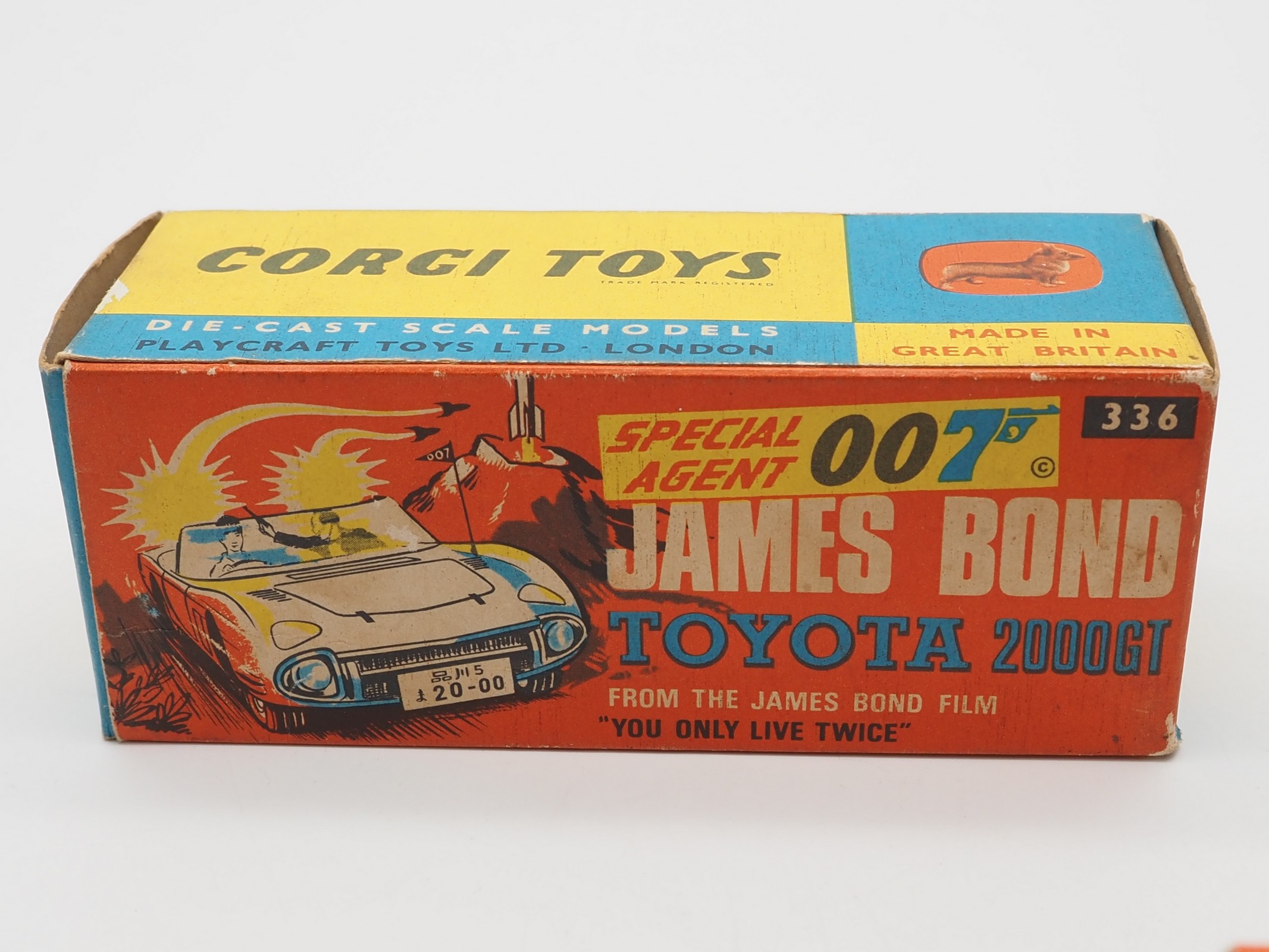 Lot 31 - A CORGI 336 'James Bond' Toyota 2000 GT from