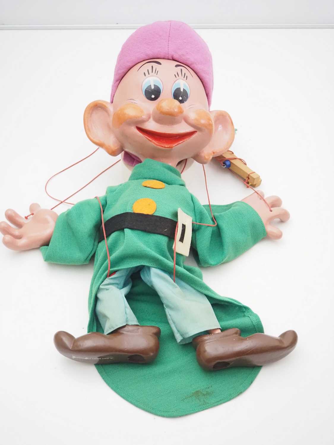 Lot 231 - An original large 22" Display PELHAM PUPPET