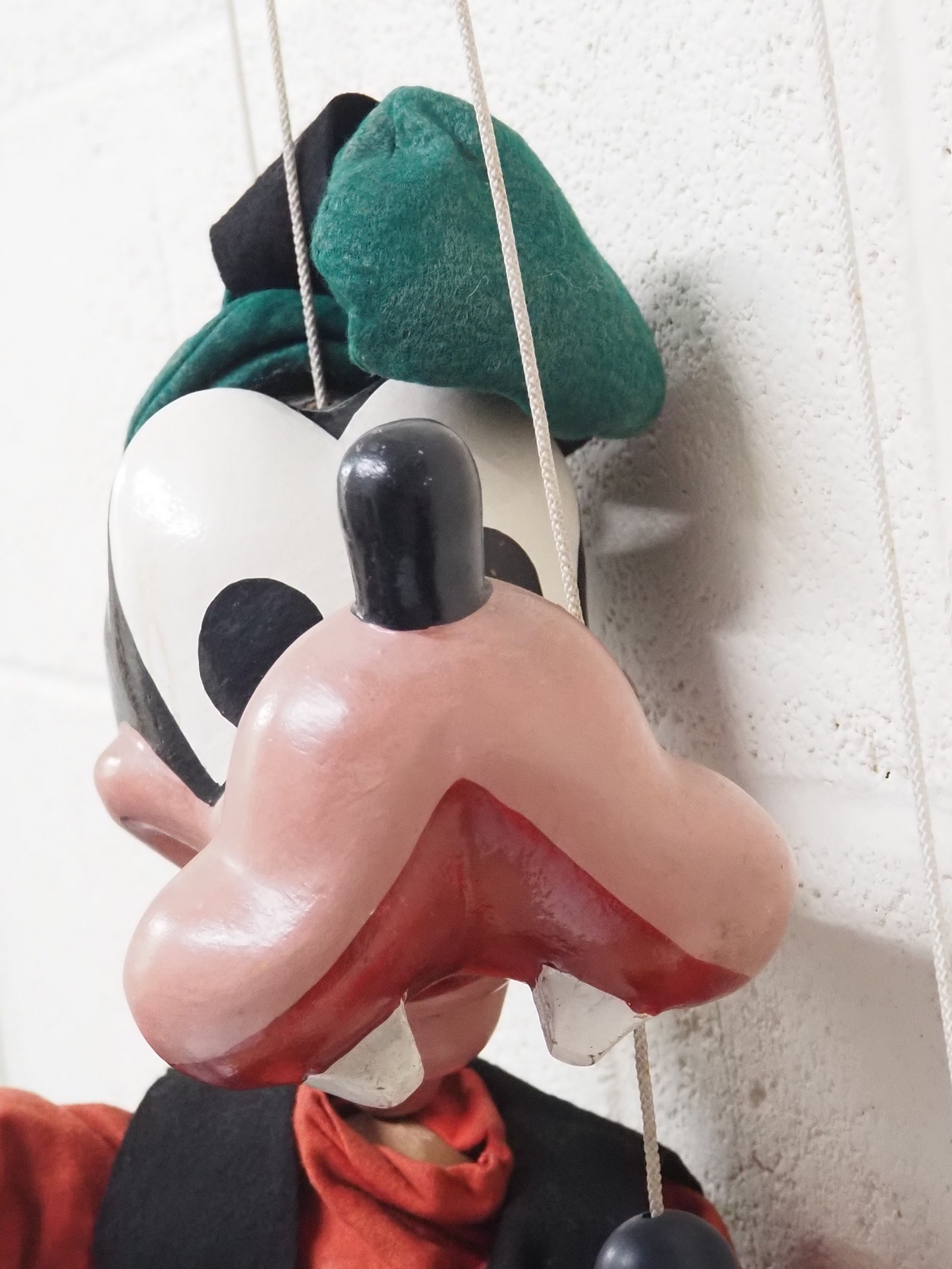 Lot 260 - A large 30" PELHAM PUPPET display Disney
