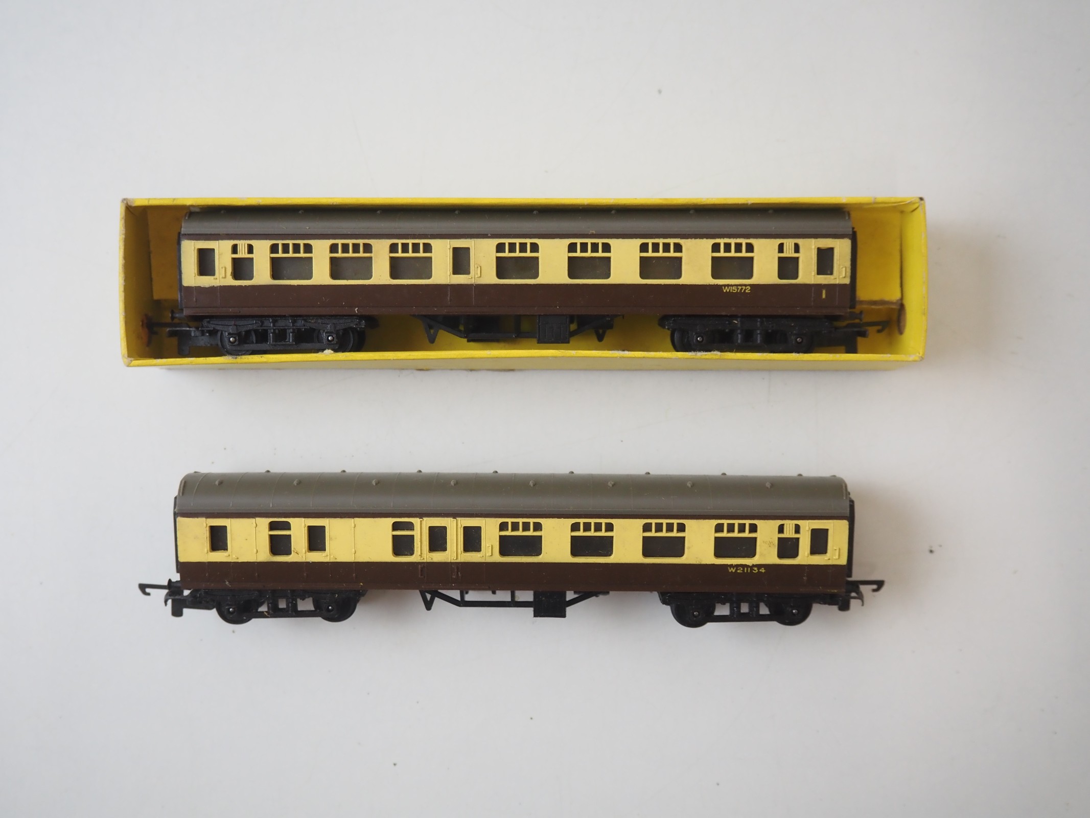 Lot 300 - A group of TT scale rolling stock together
