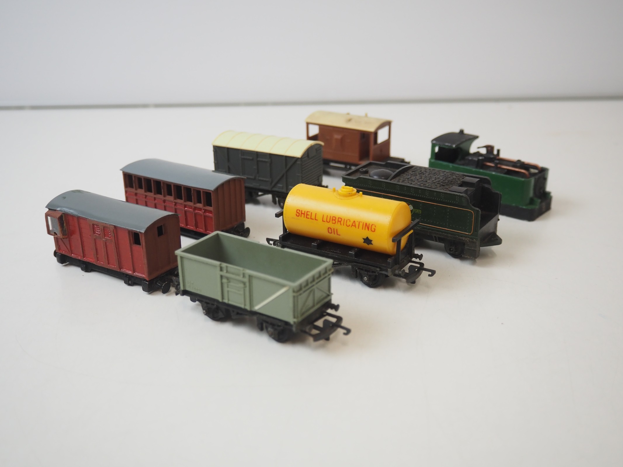 Lot 300 - A group of TT scale rolling stock together
