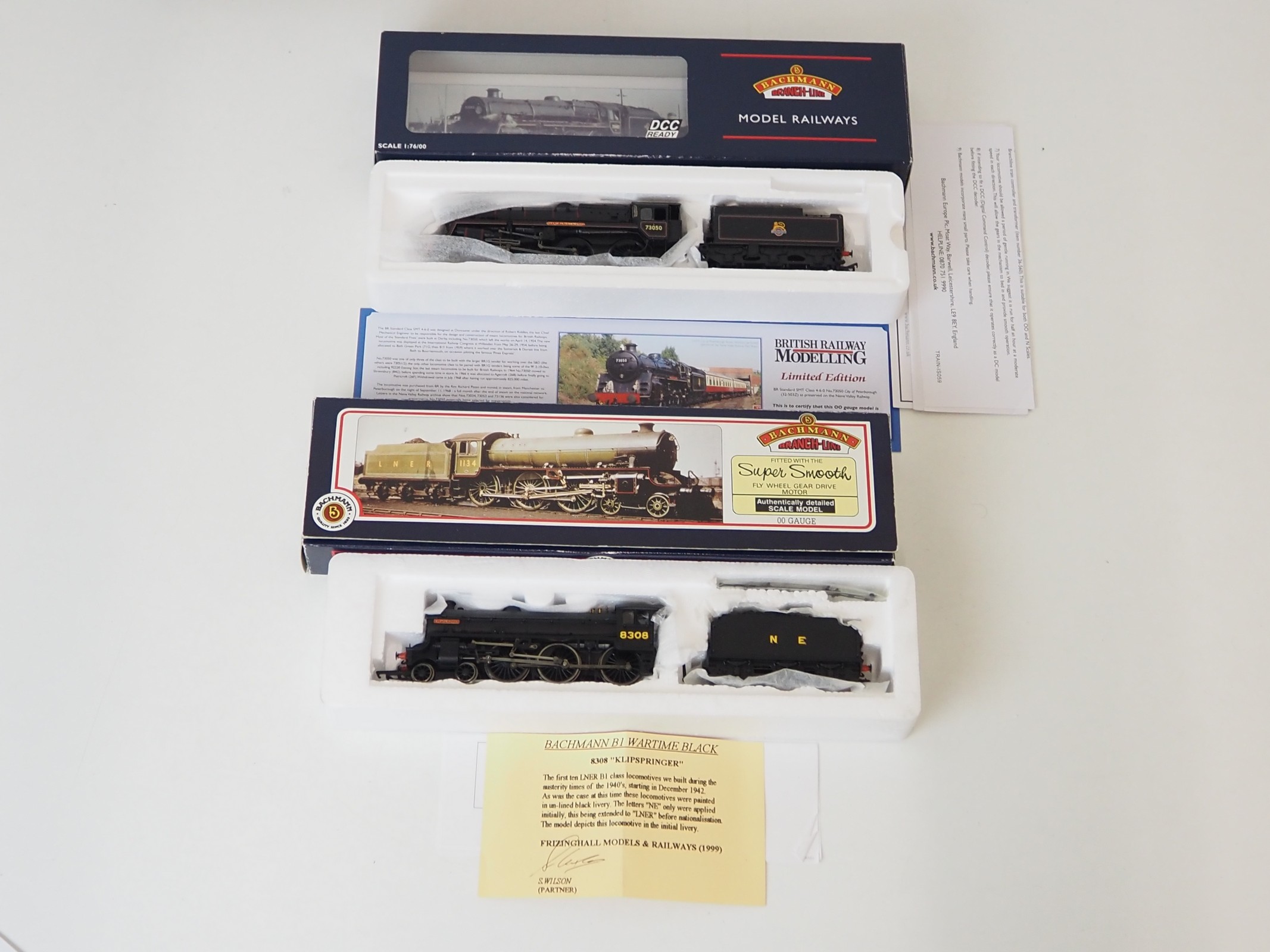 Lot 324 - A pair of BACHMANN steam locomotives