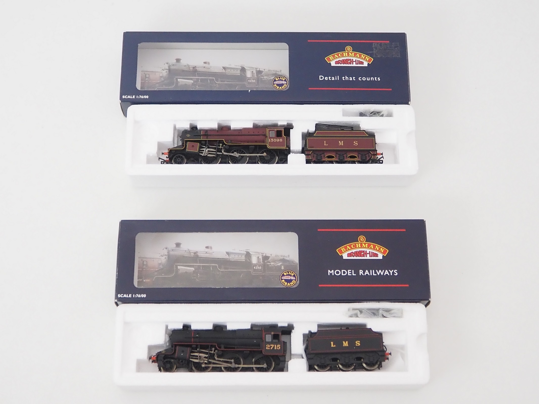 Lot 383 - A pair of BACHMANN OO gauge Hughes Crab