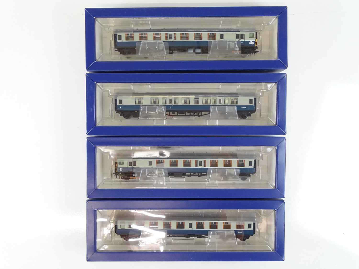 Lot 687 - A BACHMANN OO Gauge 31-427 4CEP 4-car EMU in