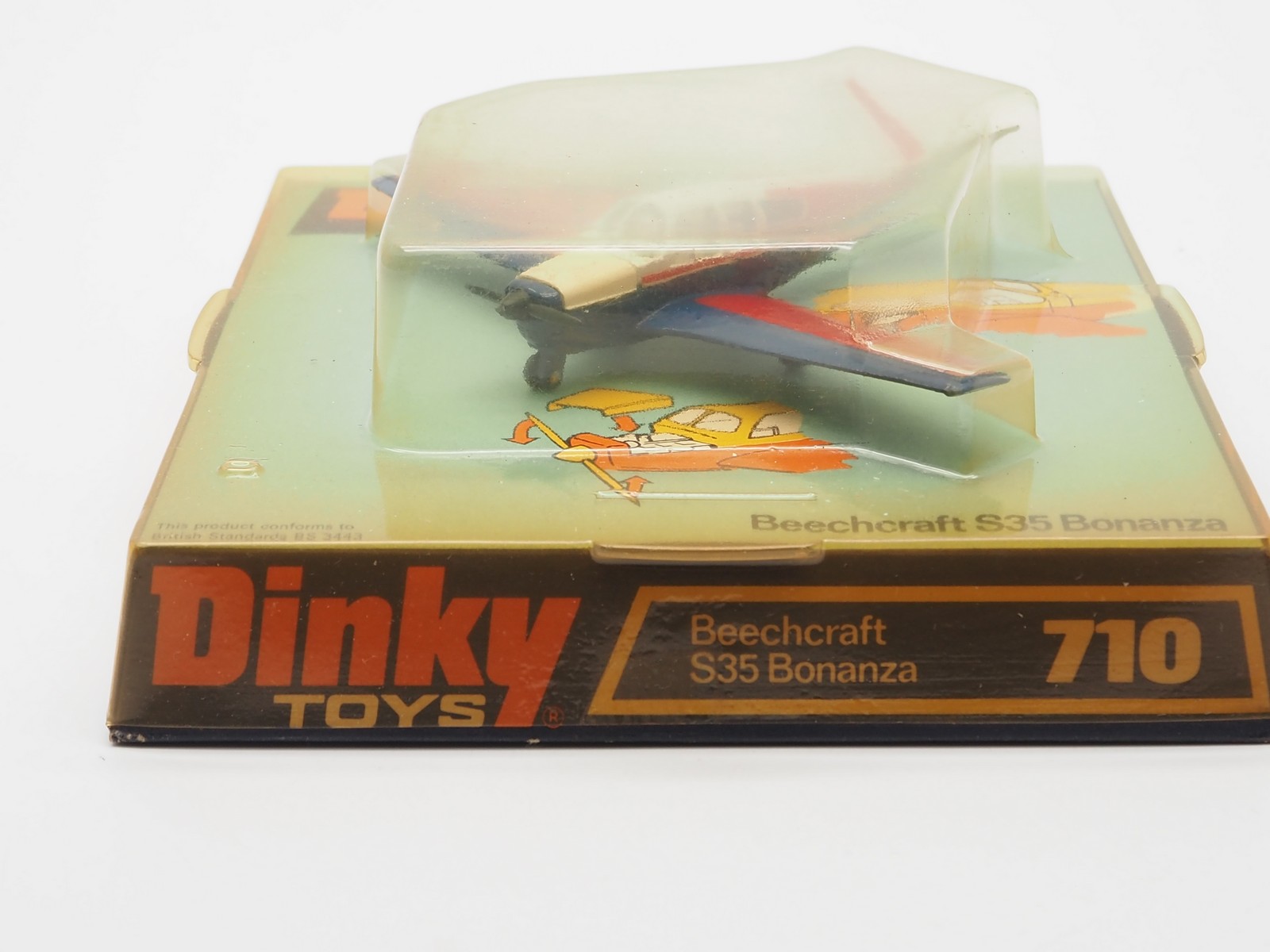 Lot 17 - A pair of DINKY Toys aircraft, comprising of