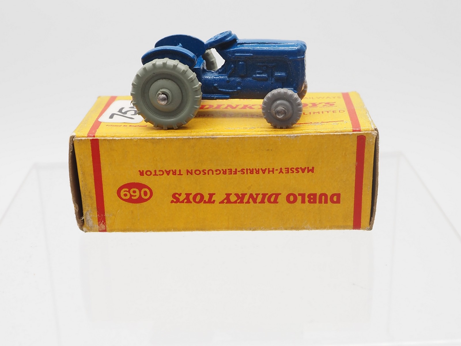 Lot 61 - A group of DINKY and HORNBY DUBLO OO gauge